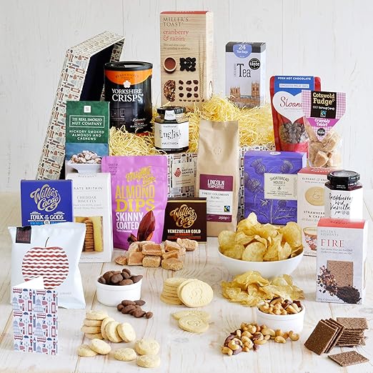 Gourmet Traditional Hamper - British Hamper - Contains Award Winning ...