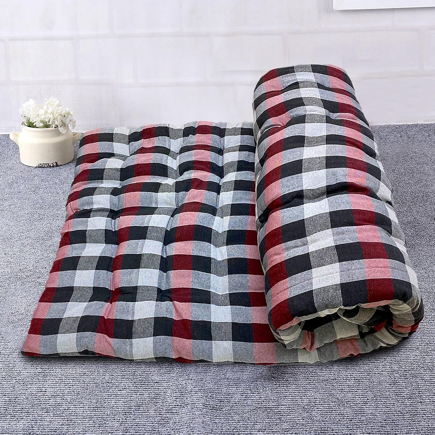 Wakewell Cotton Mattress Soft Multicolour Gadda 1 Sleeping Capacity 3 Wakewell Cotton Mattress Soft Multicolour Gadda 1 Sleeping Capacity 3