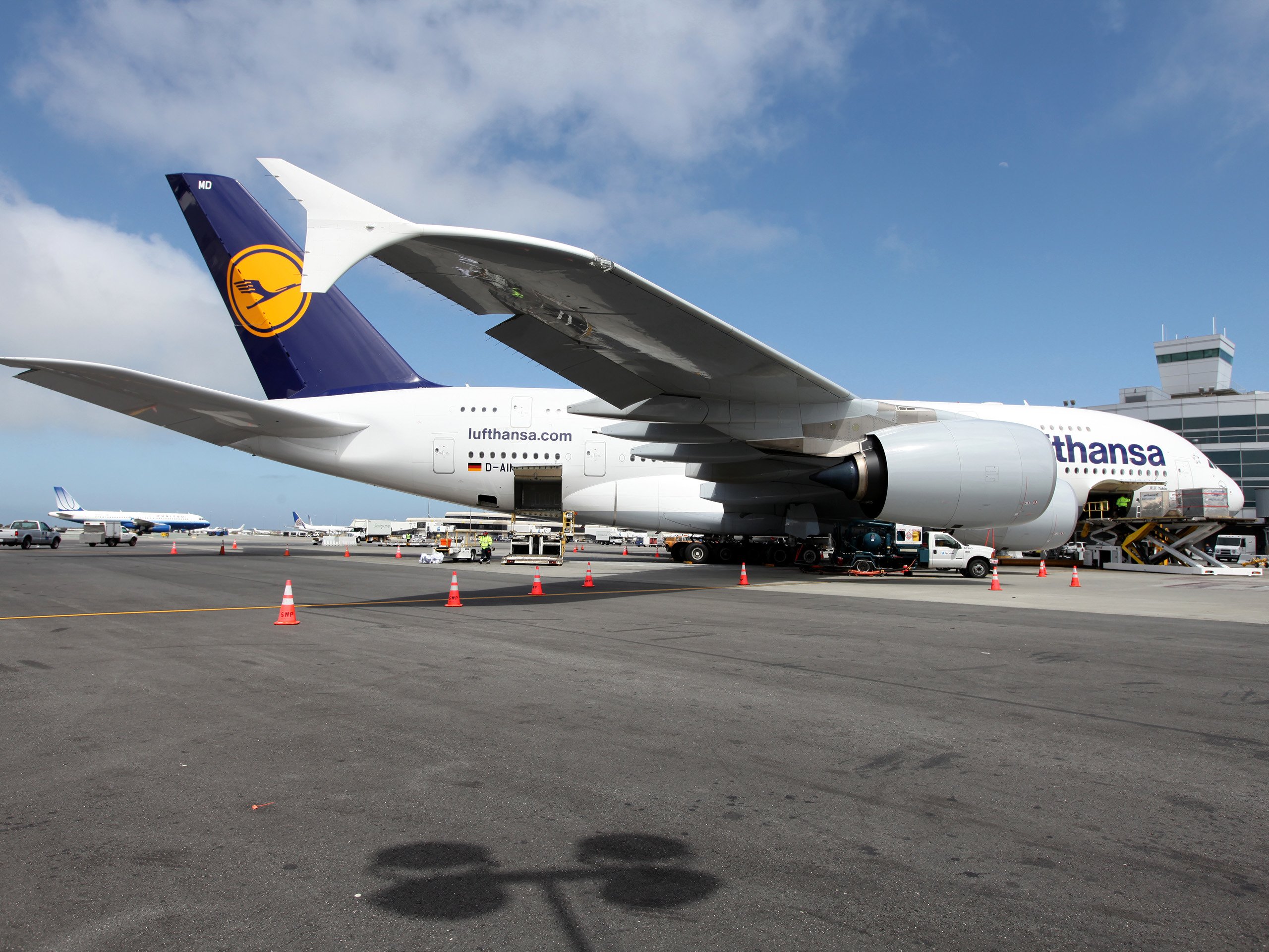 Watch Mighty Planes - Season 1 | Prime Video