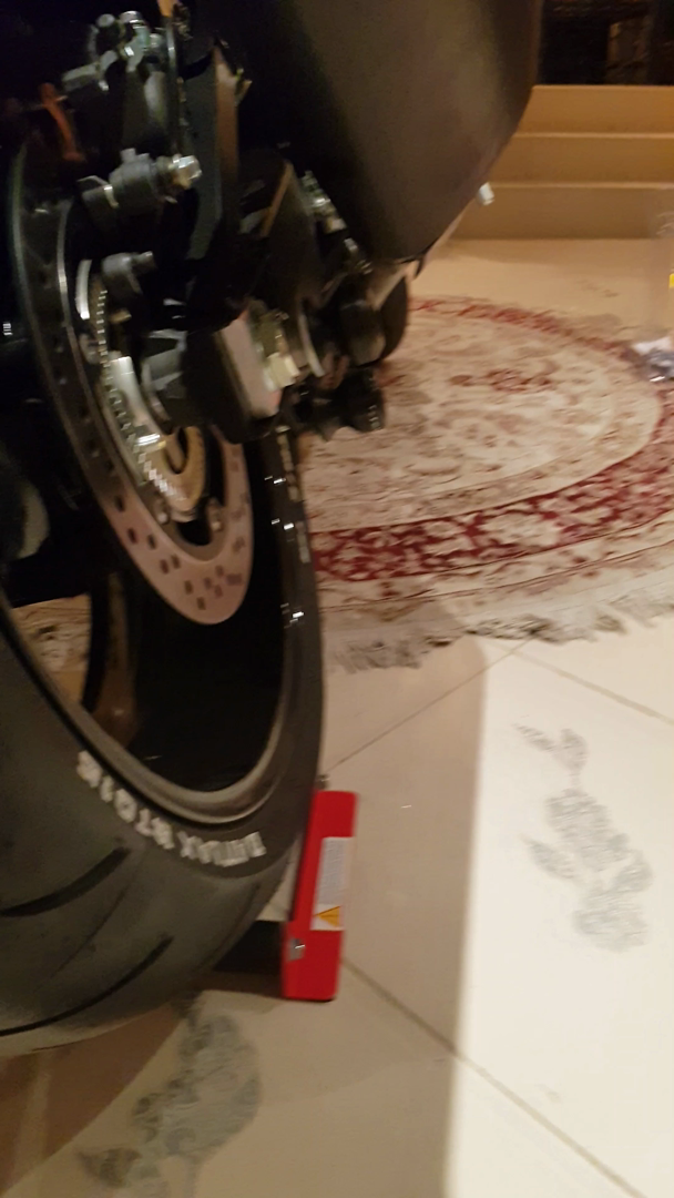 Amazon.com: Hardline Products RS-00001 Rollastand for Sport Bikes, Red ...