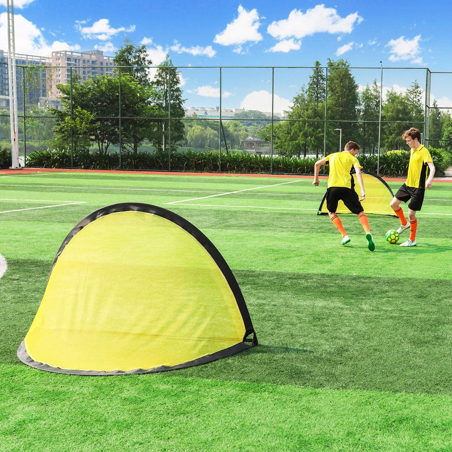 PodiuMax Pop up 2er Football Goals | with 10 Disc Cones & Carry Bag ...