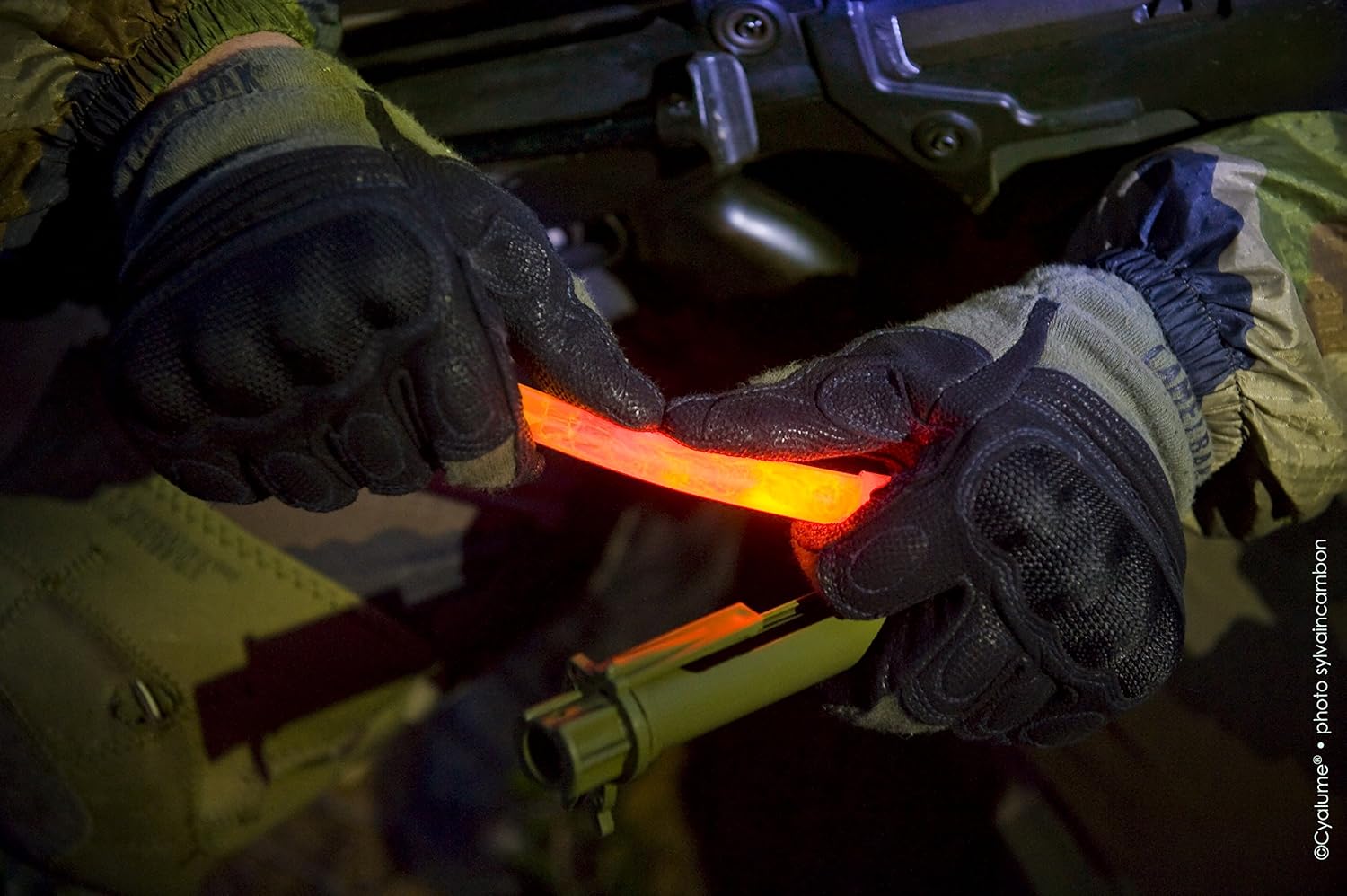 Cyalume Orange ChemLight Military Grade Chemical Light Sticks, 12 Hour ...