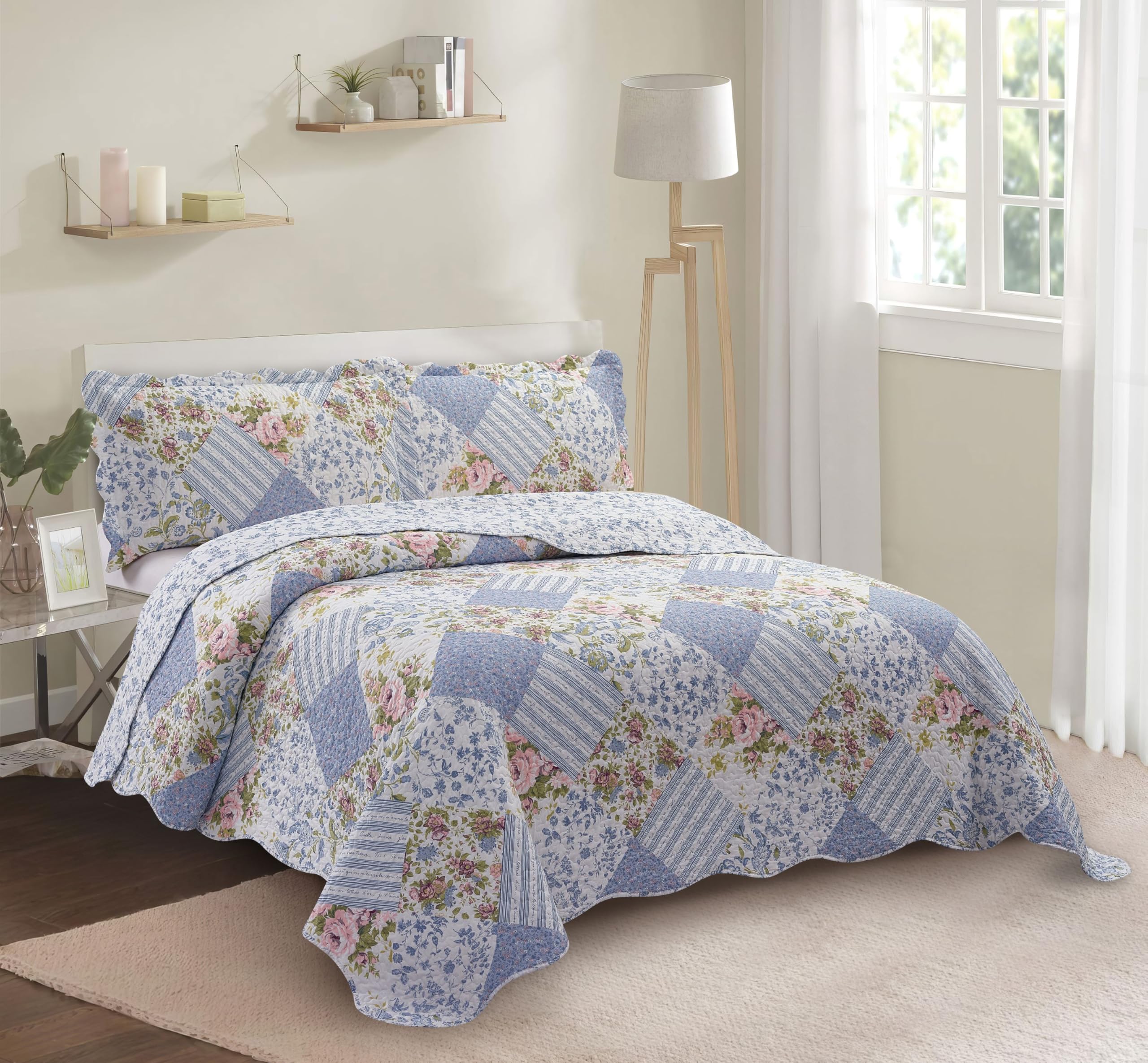 Brilliant Sunshine Blue Rose Patchwork, 3-Piece Quilt Set with 2 Shams ...