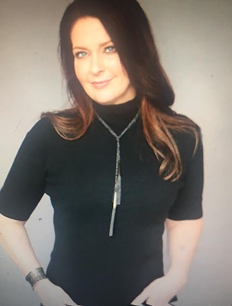 An Anonymous Girl: A Novel: Hendricks, Greer, Pekkanen, Sarah ...