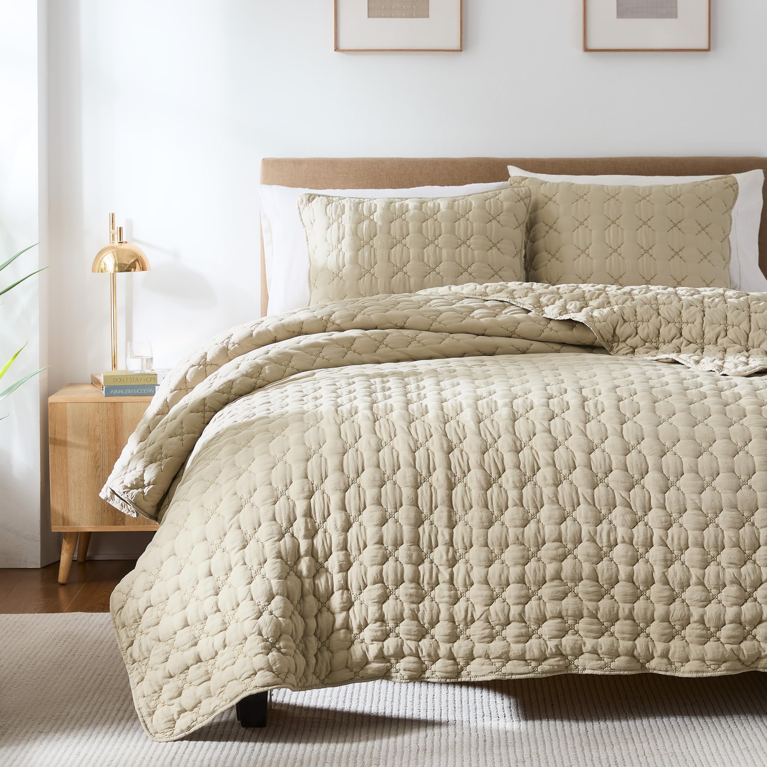 Beige Queen Size Quilt Set, Lightweight Cross Pick Stitch Bedspread ...