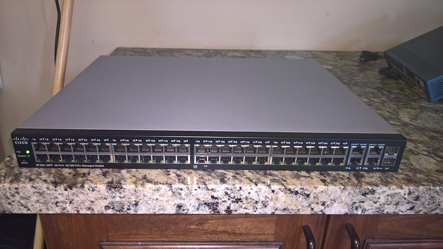 Cisco SF300-48PP 48-Port 10/100 PoE+ Managed Switch with Gig Uplinks ...