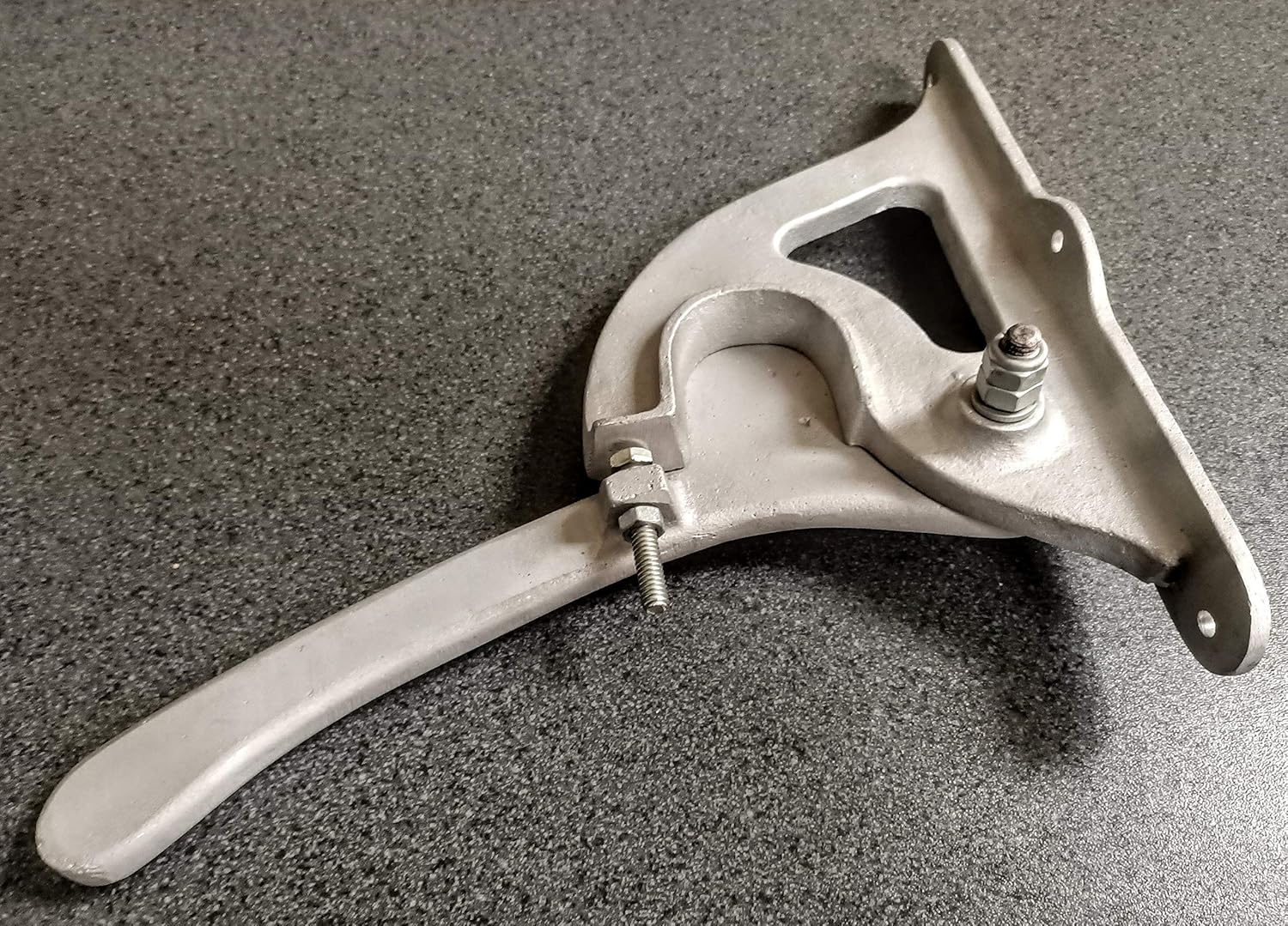 Game Bird Equipment Ascott Wall Mounted Poultry Dispatcher,Chicken ...