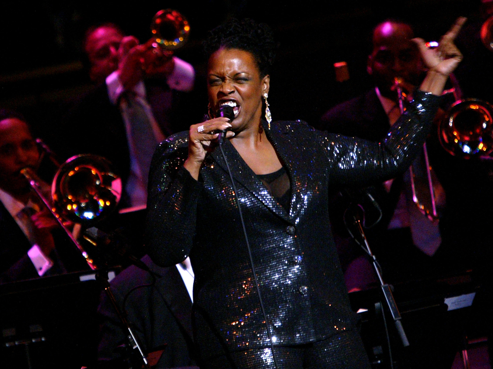 Amazon.co.uk: Dianne Reeves: Albums, Songs, Biogs, Photos