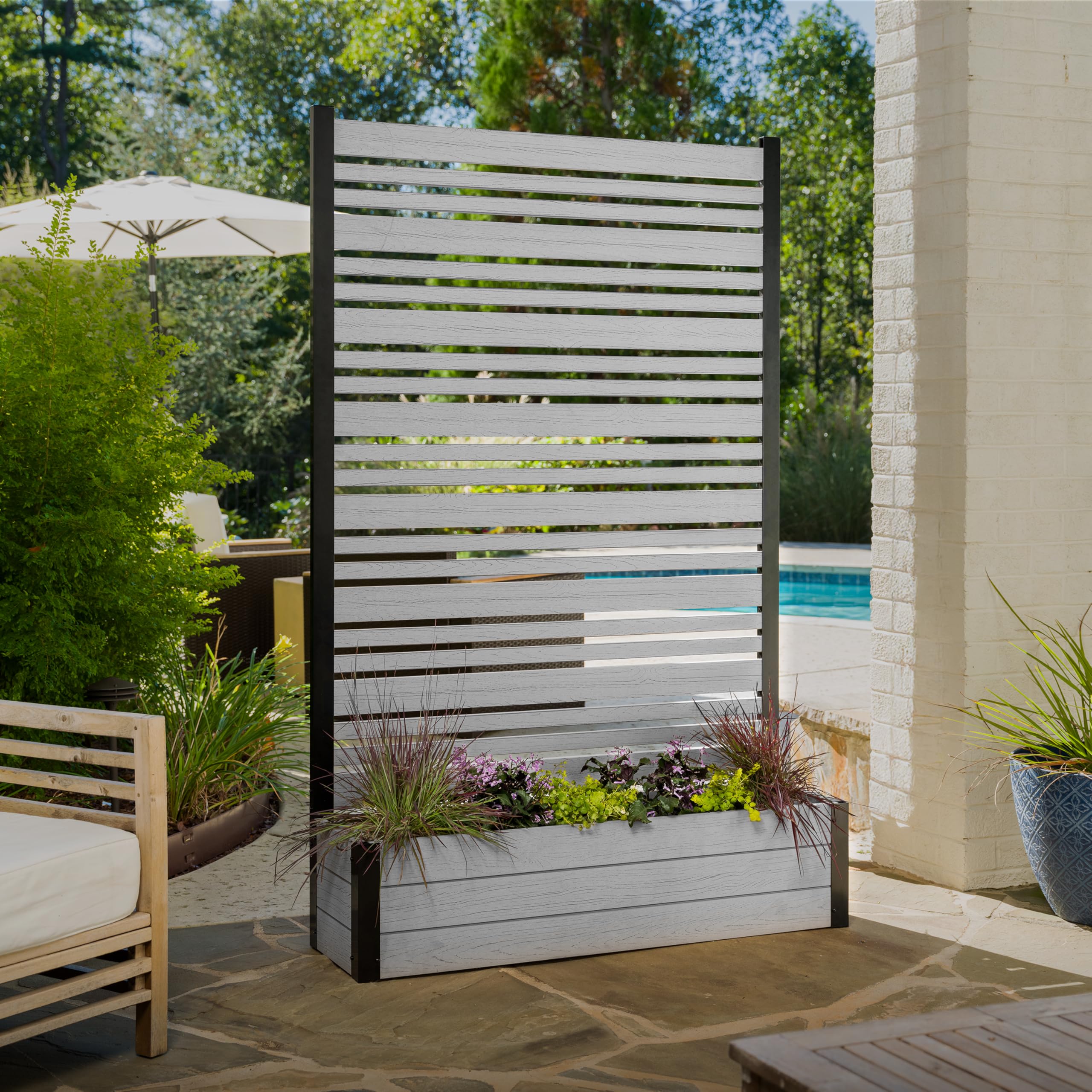 6ft H x 3.8ft W x 1ft L (1 Screen w/Planter) Freestanding Enclo ...