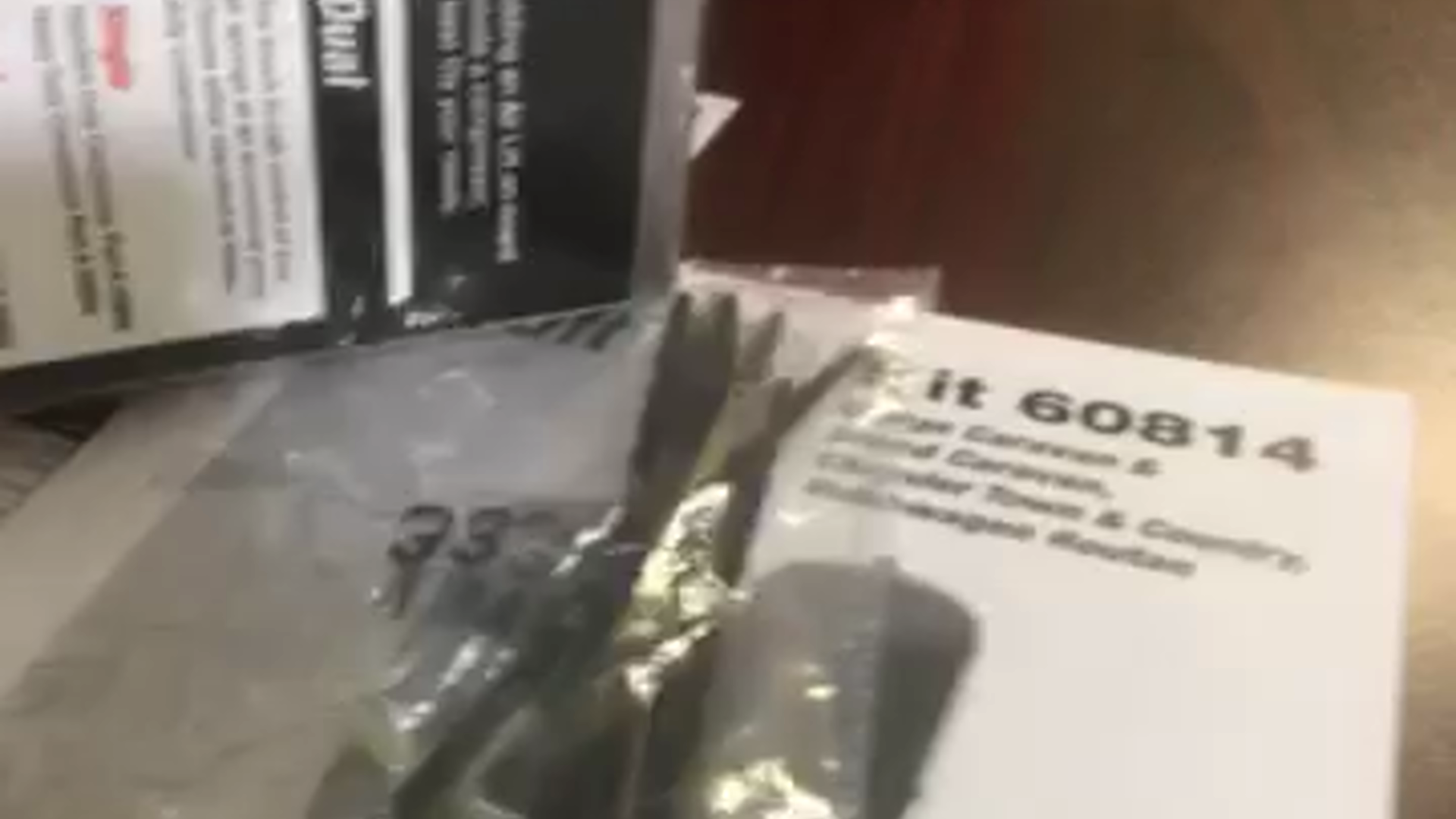 Watch AIR LIFT 60814 1000 Series Rear Air Spring Kit on Amazon Live