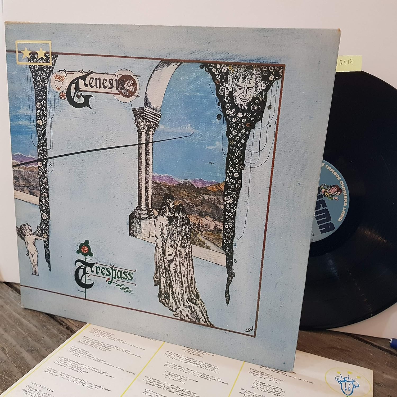 GENESIS Trespass, 12" vinyl LP. CAS1020: Amazon.co.uk: CDs & Vinyl