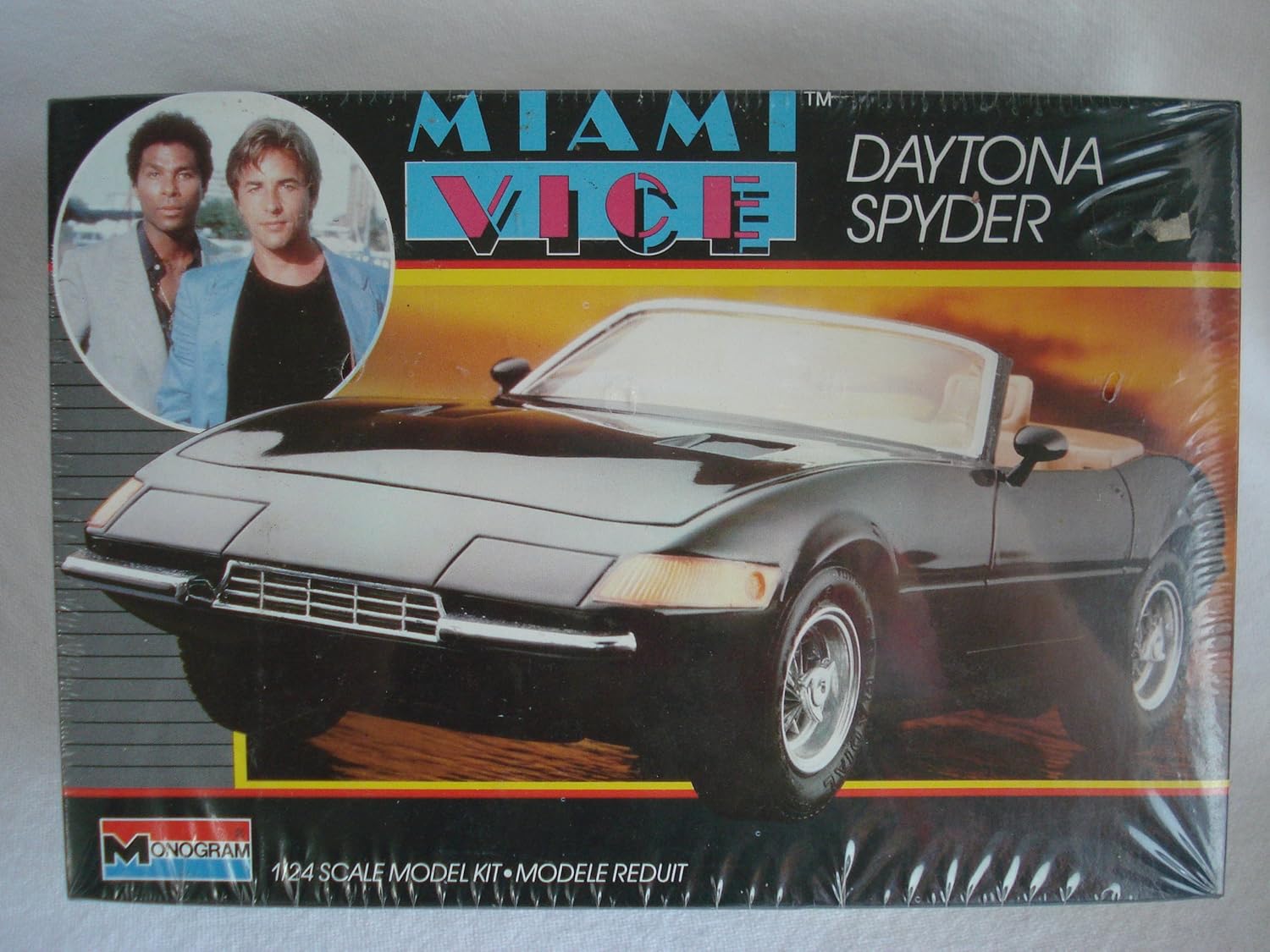 Amazon.com: Monogram Miami Vice Daytona Spyder 1/24 Scale Model Kit ...