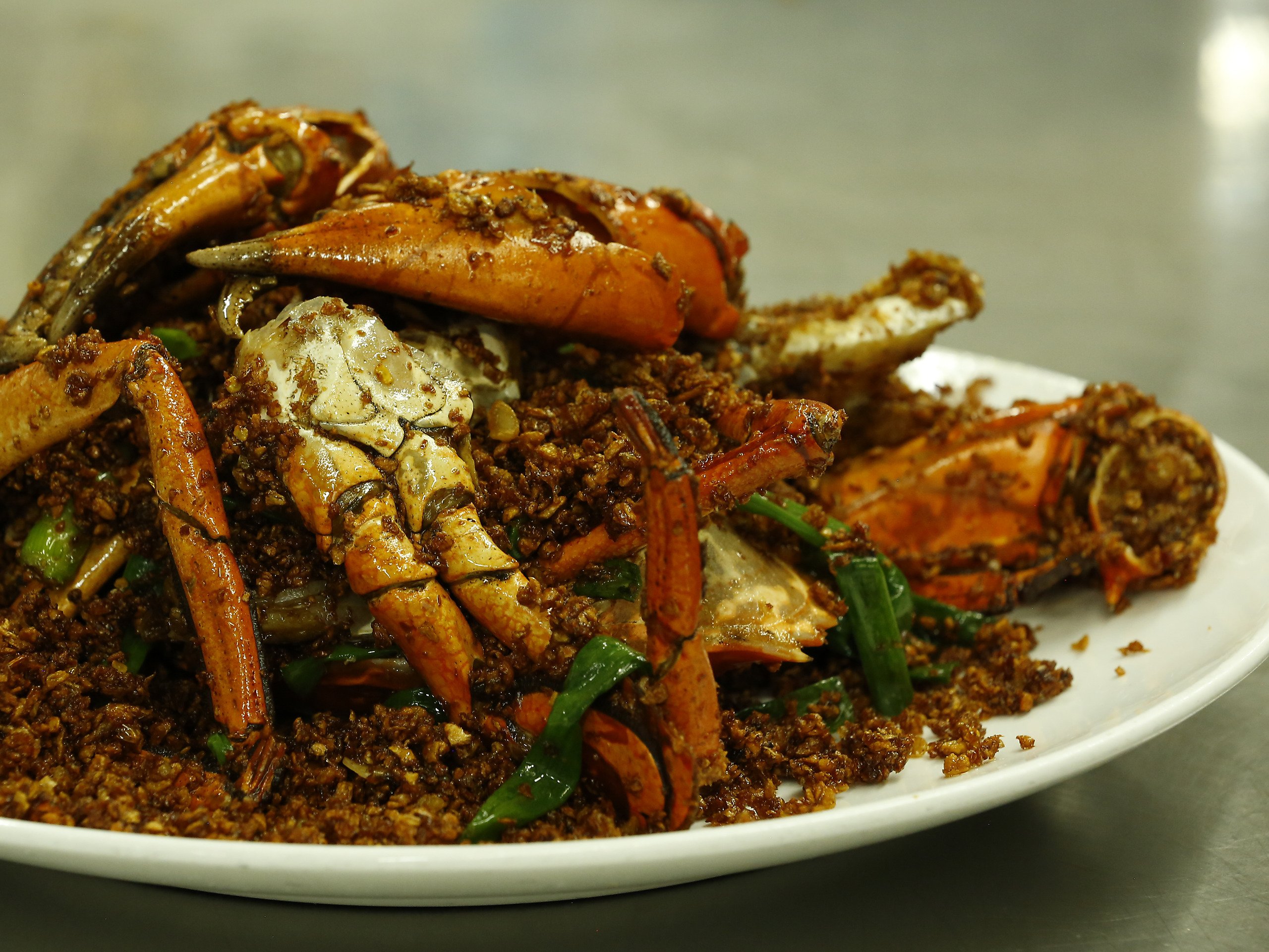 Watch Bizarre Foods: Delicious Destinations Season 1Bizarre Foods ...