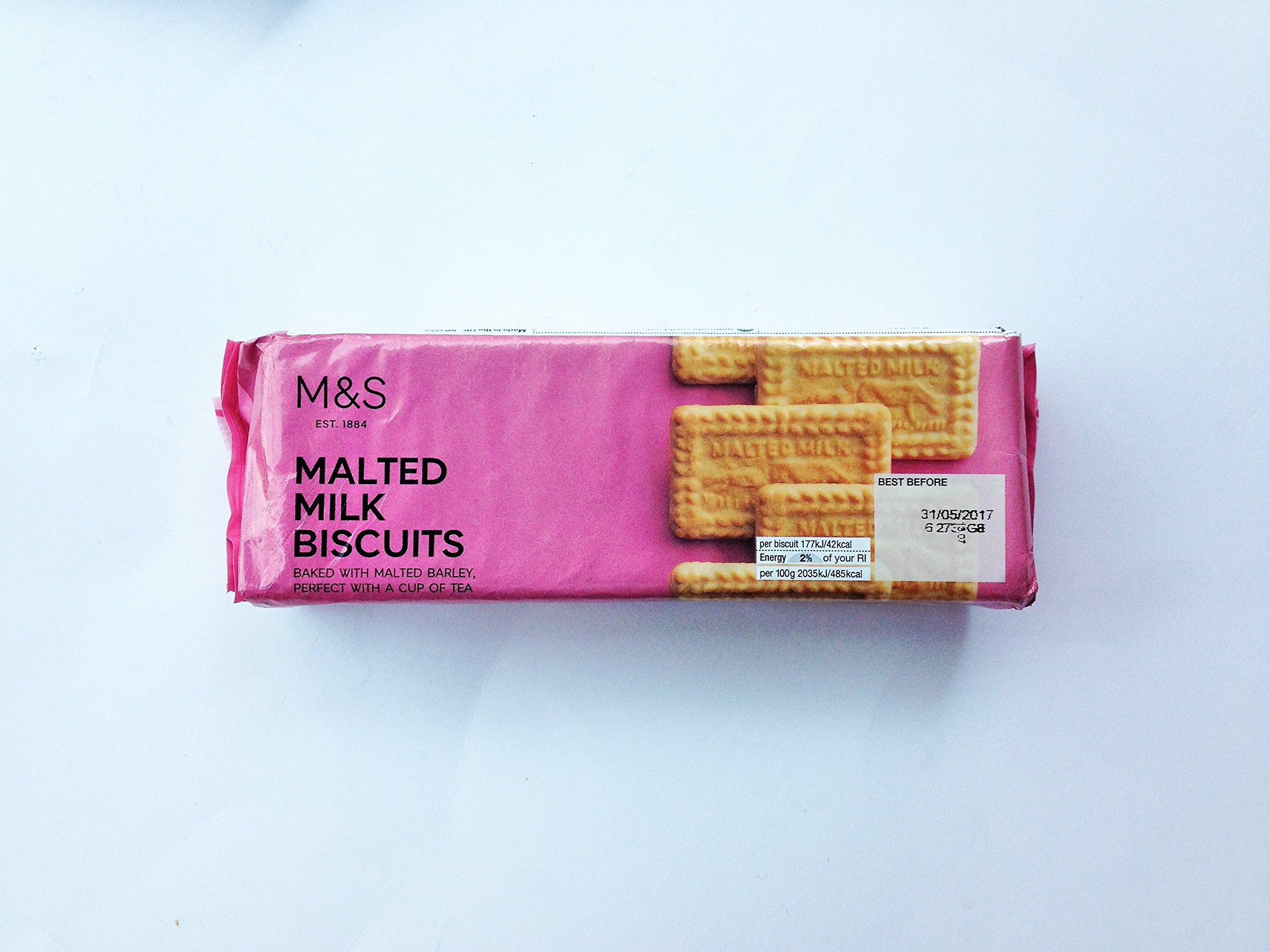 Amazon.com: Malted Milk Biscuits essential Waitrose 400g