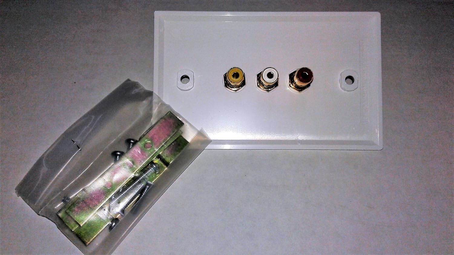 Radio Shack Gold Series 3-Terminal RCA Phono Audio Video Wall Plate ...