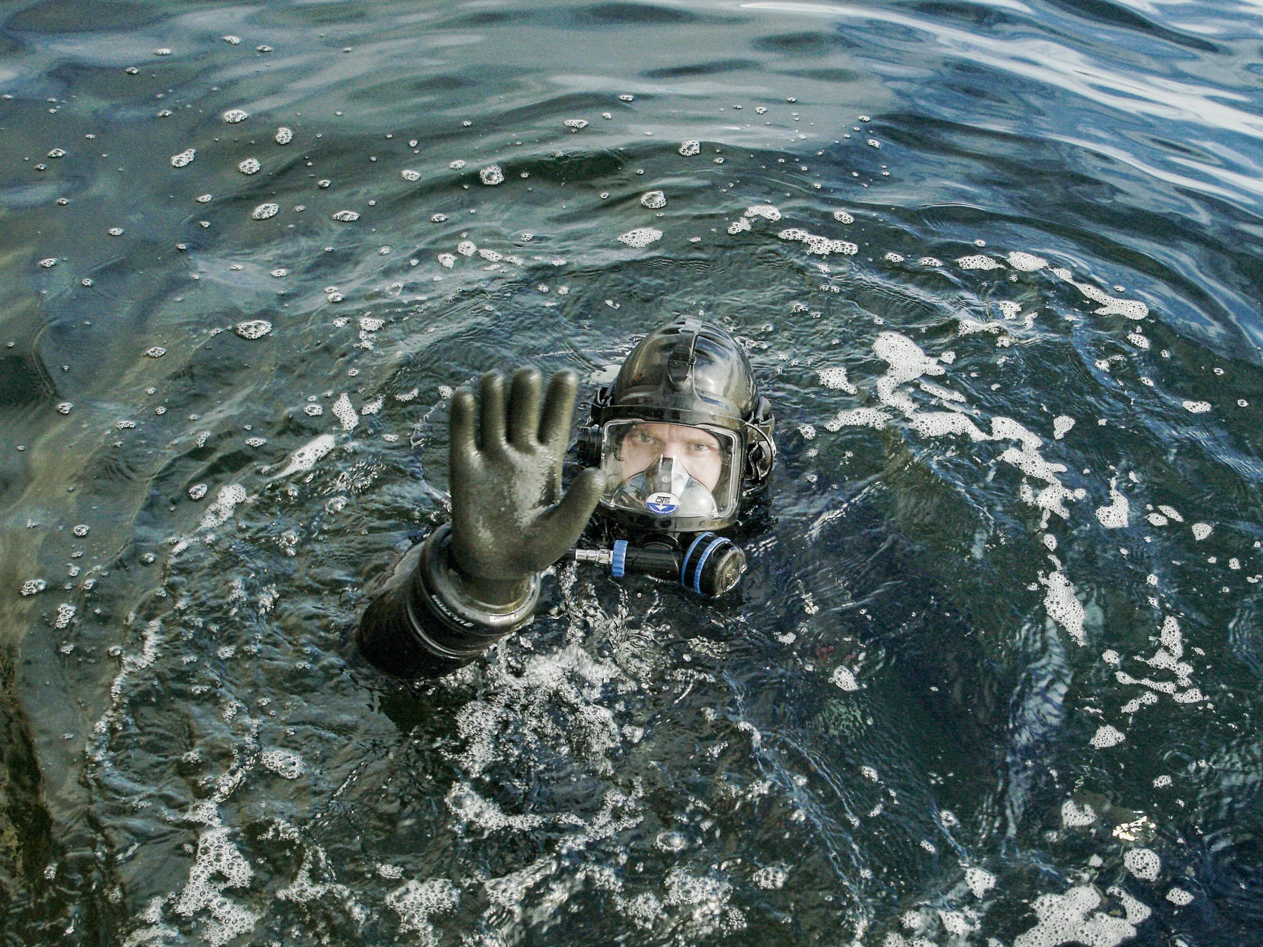 Watch Gold Divers - Season 10 | Prime Video