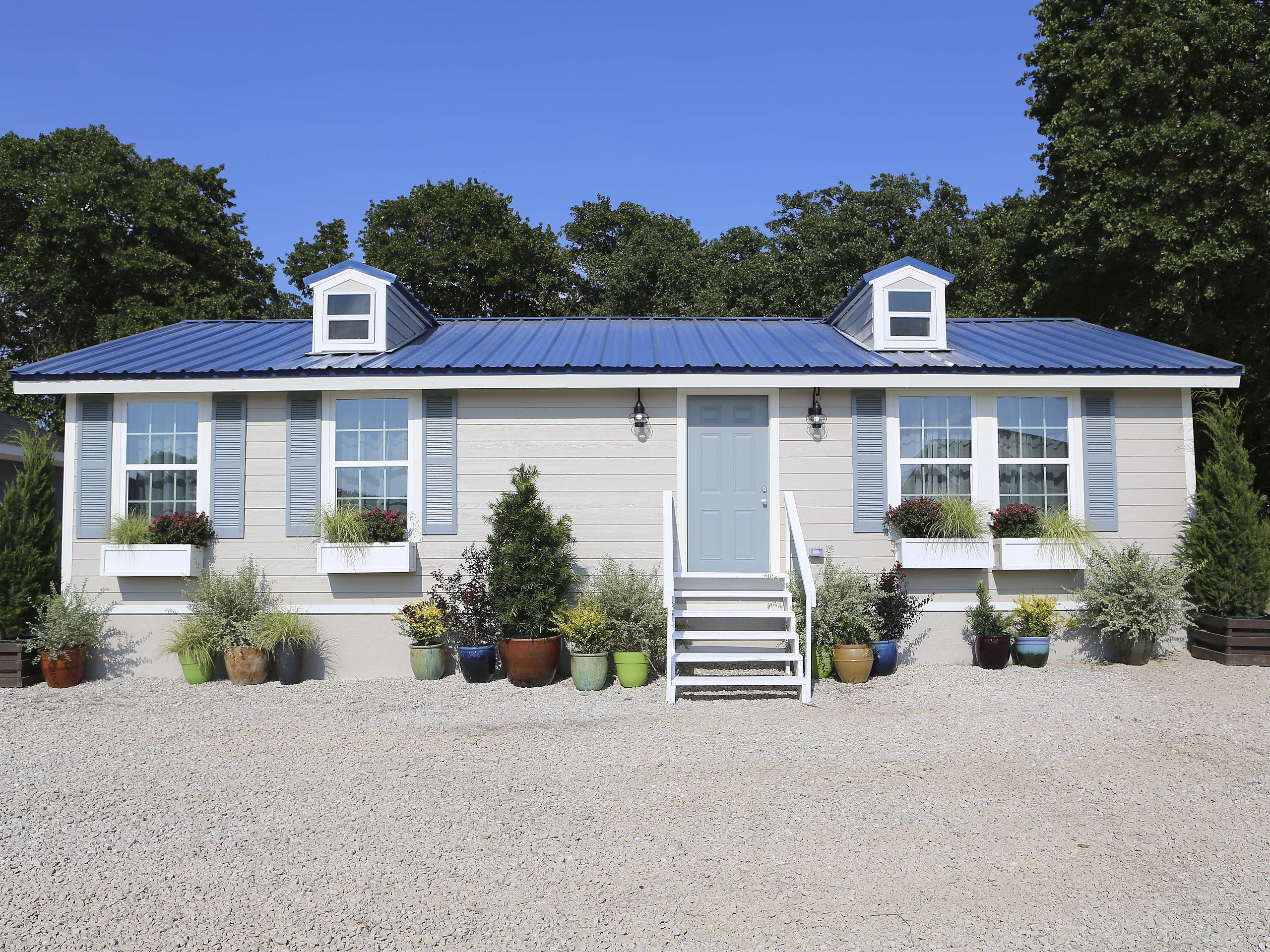 Watch Texas Flip N Move, Season 8 | Prime Video