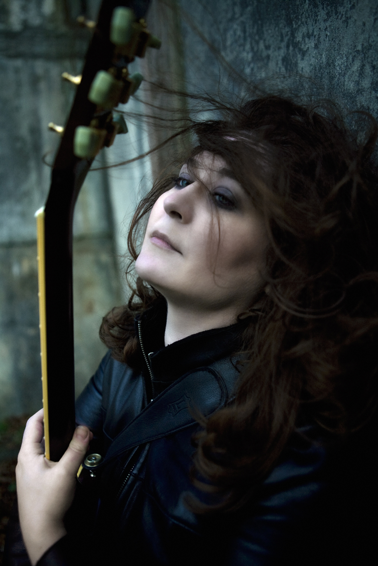 Julia Crowe – Audio Books, Best Sellers, Author Bio | Audible.com