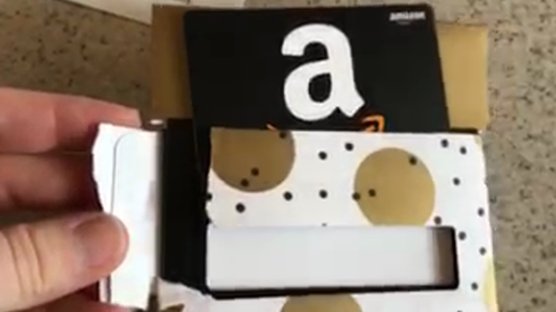 Watch Damaged presentation box on Amazon Live