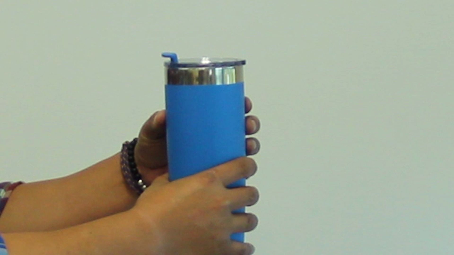 Watch How to open the lid for the tumbler. on Amazon Live