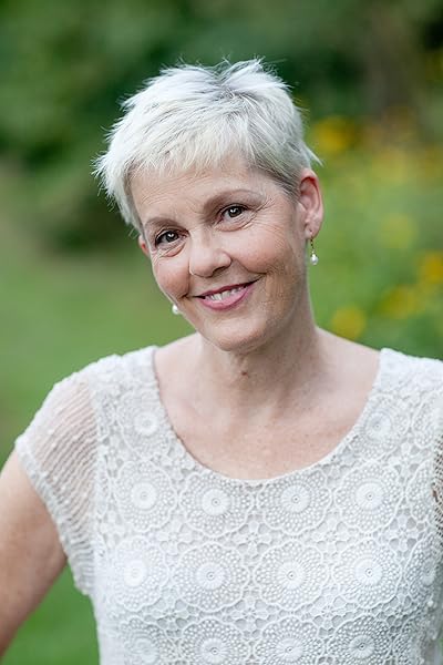 The Luckiest Woman Ever (Molly Sutton Mysteries) (Volume 2): Nell ...