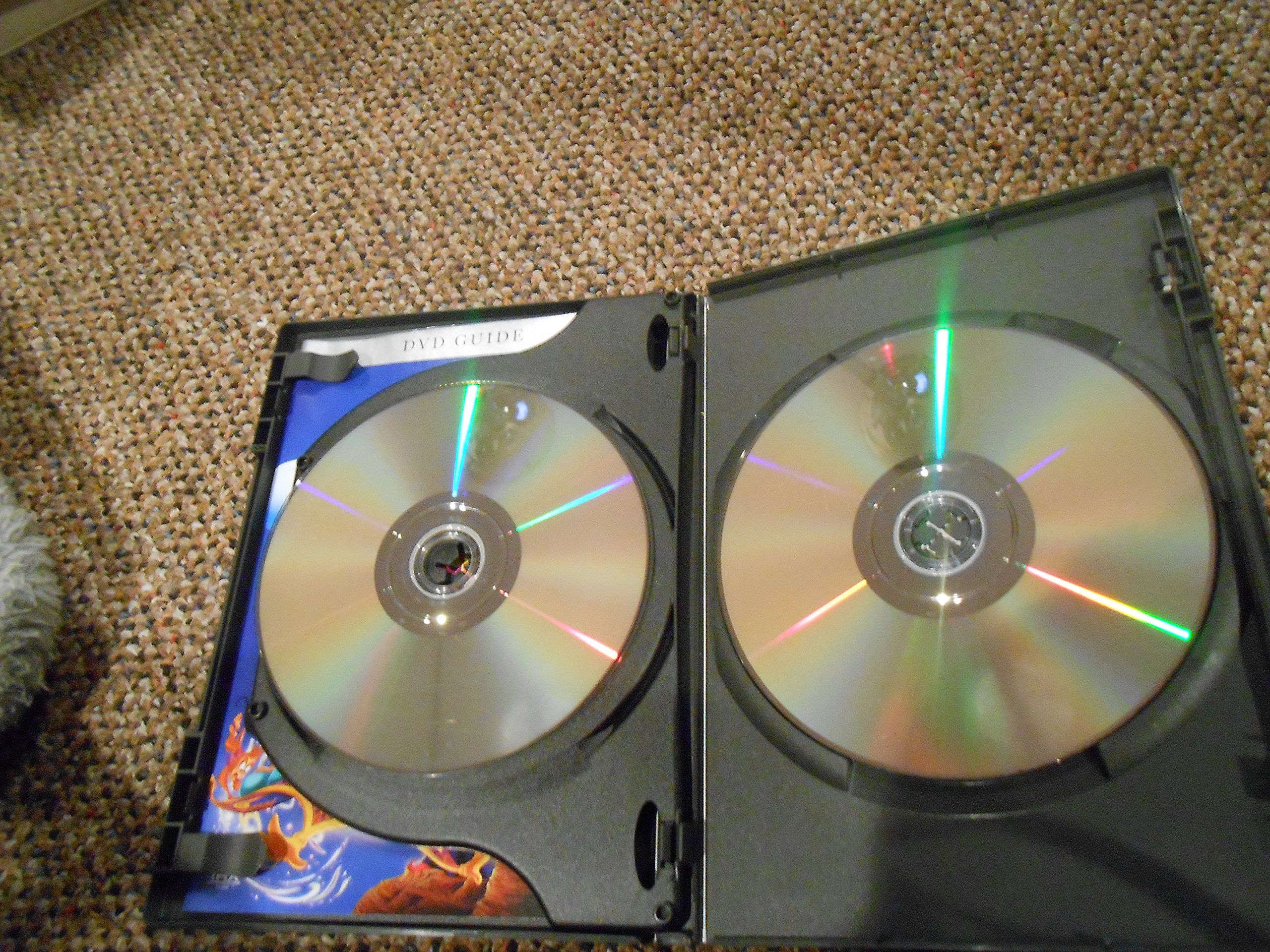 Mua DVD Hardcover trên Amazon Mỹ chính hãng 2025 | Fado