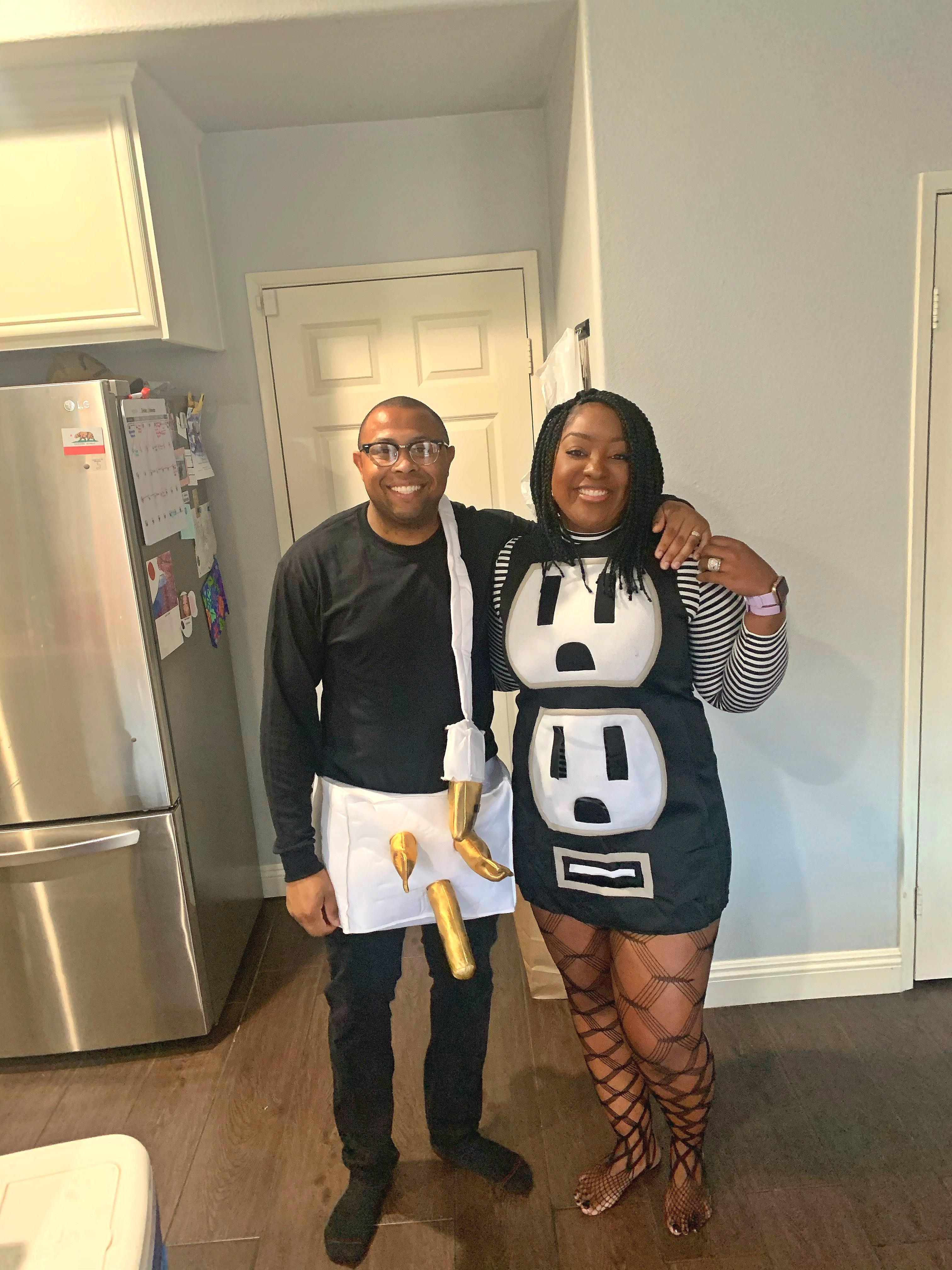 $8/mo - Finance Spooktacular Creations USB/Light Plug and Socket Couple ...