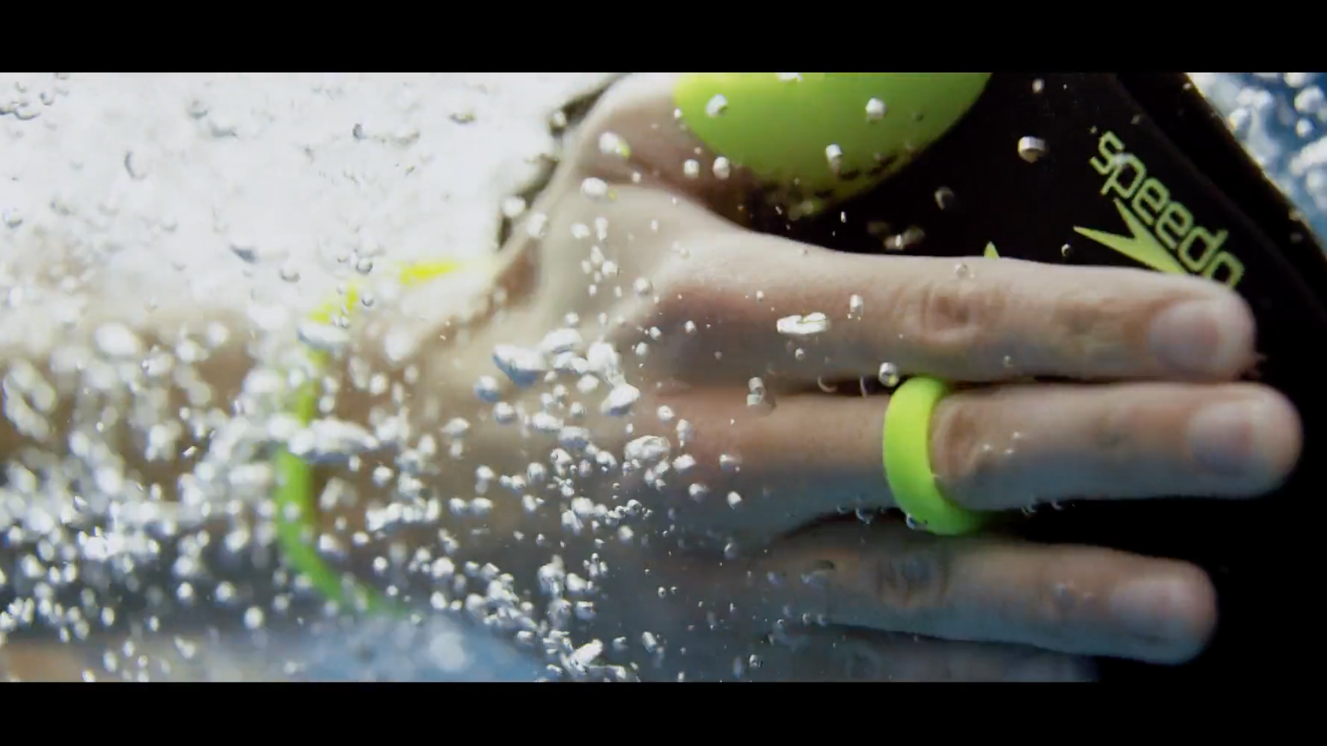 Watch Speedo Fit Video on Amazon Live