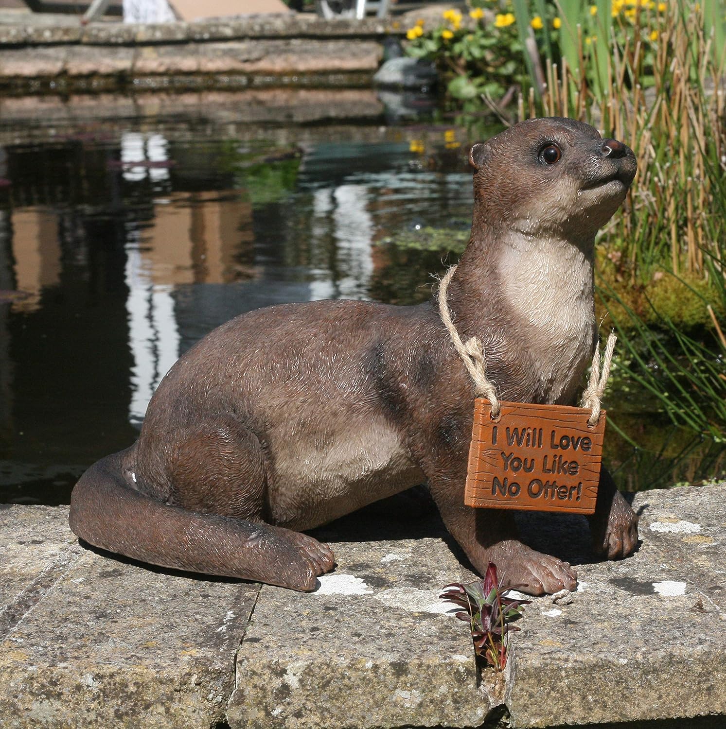 Ottis The Otter Resin Garden Fishing/Pond Ornament: Amazon.co.uk ...