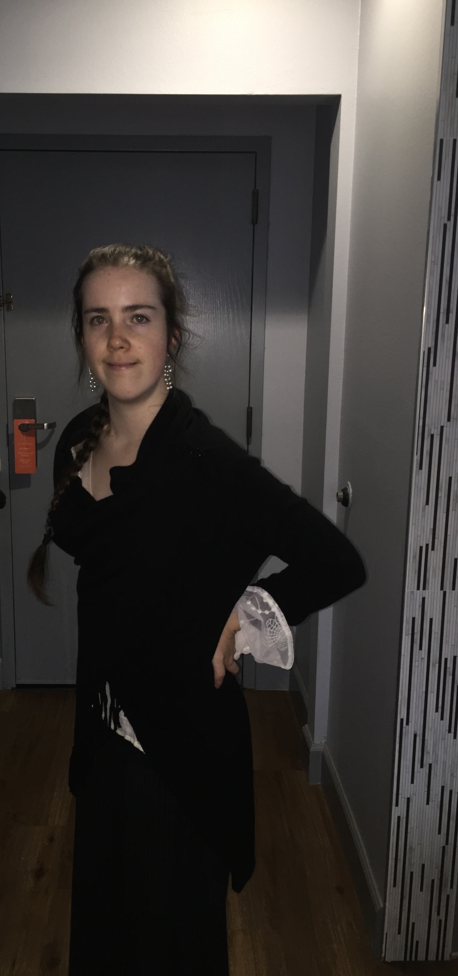 Sarah Linx – Audio Books, Best Sellers, Author Bio | Audible.com