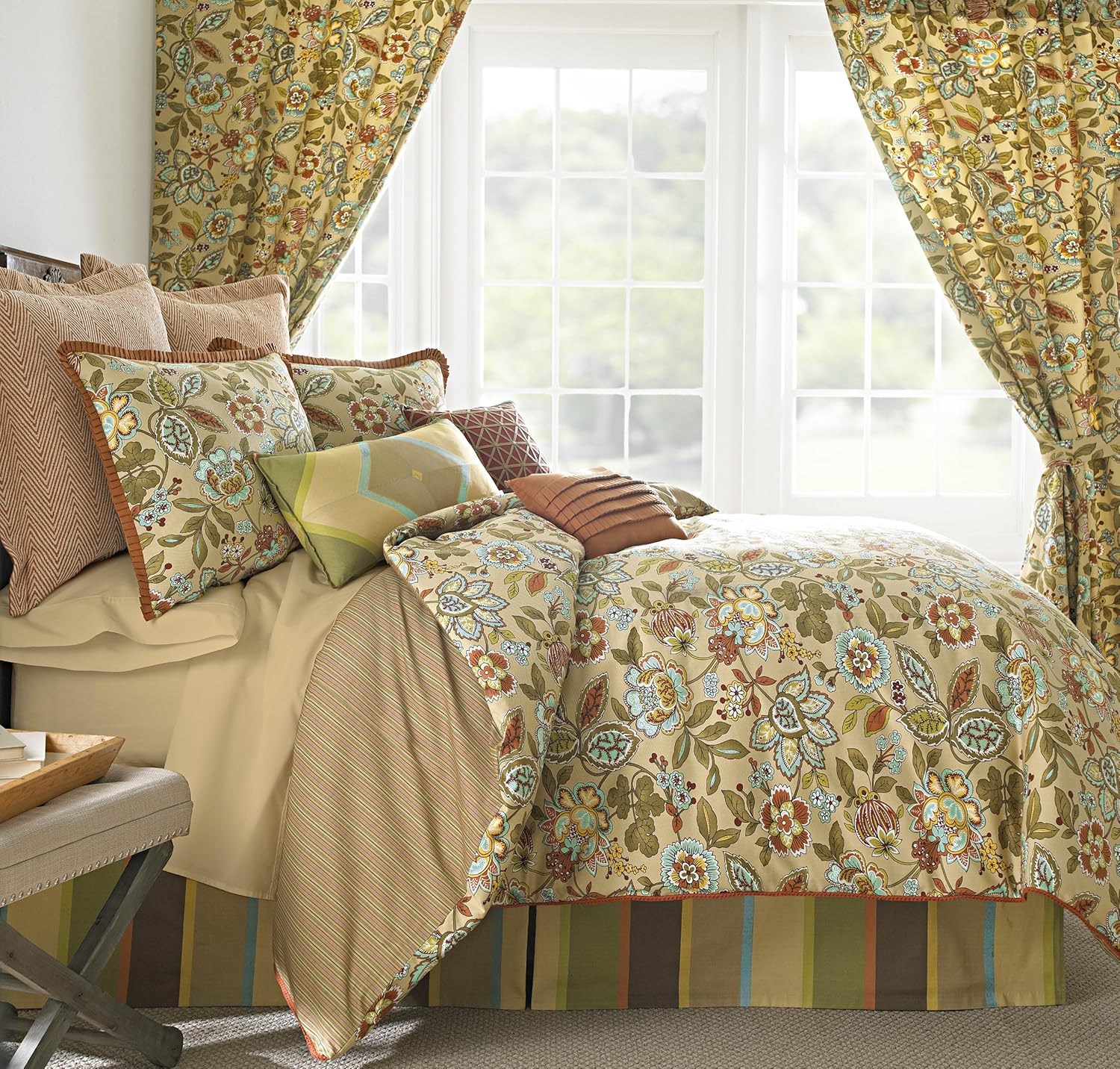 Amazon.com: Rose Tree Tuscan Garden Comforter Set, Queen: Home & Kitchen