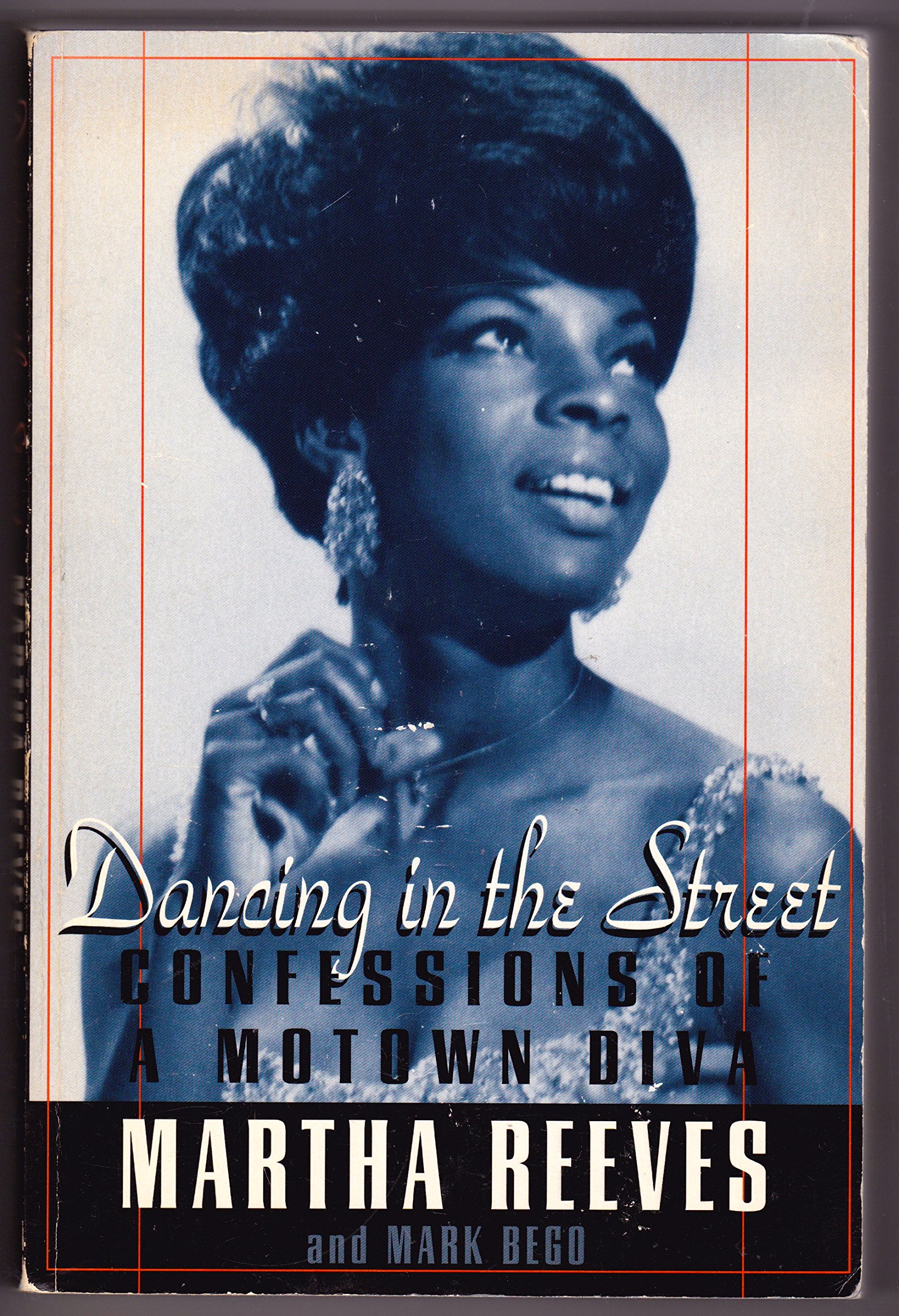 Motown Book Shelf | PopBopRocktilUDrop
