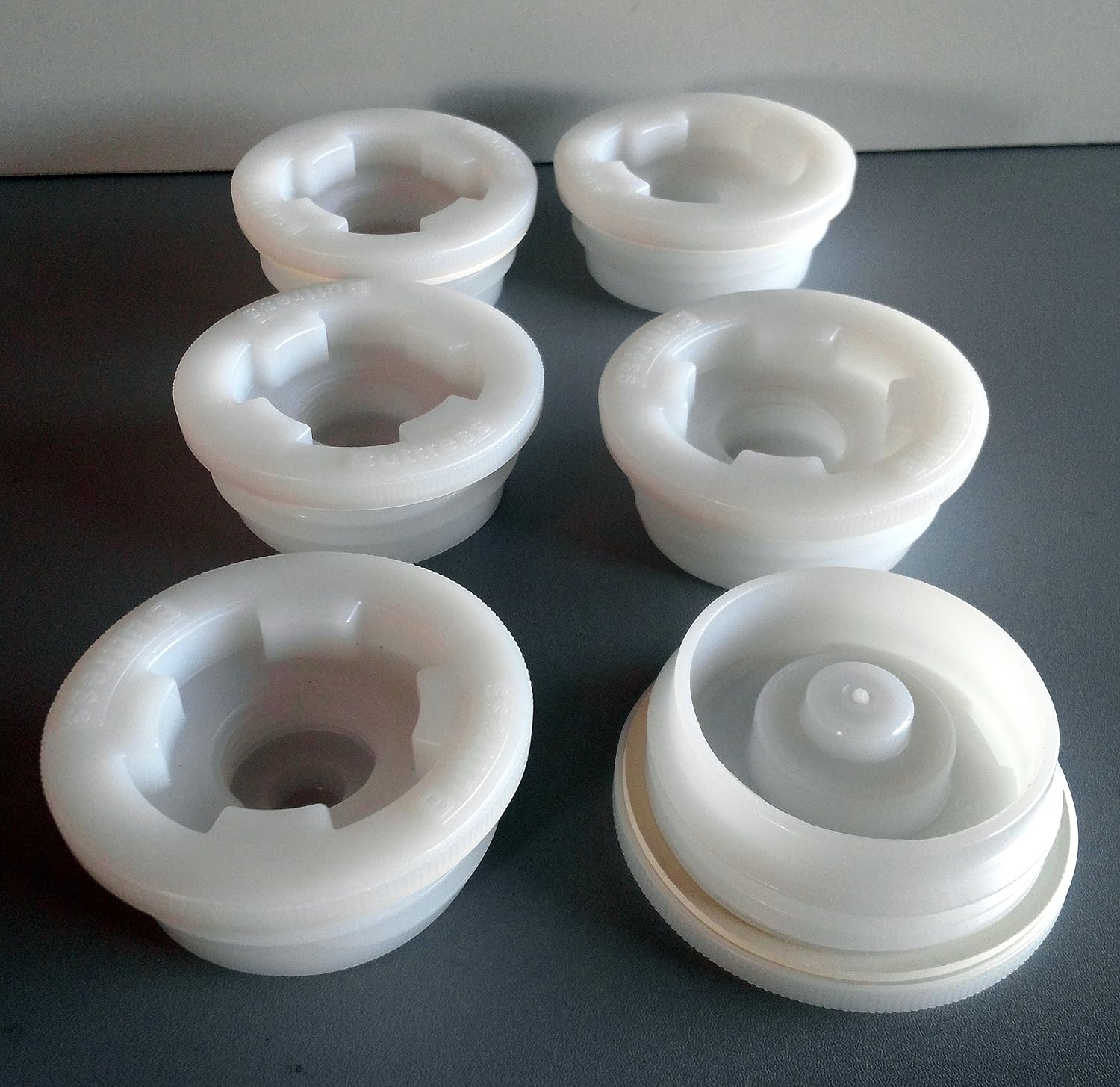 with Gasket WEISHENG 4 PCS 2” Bung Cap,Poly Buttress Drum Bung for 55 ...