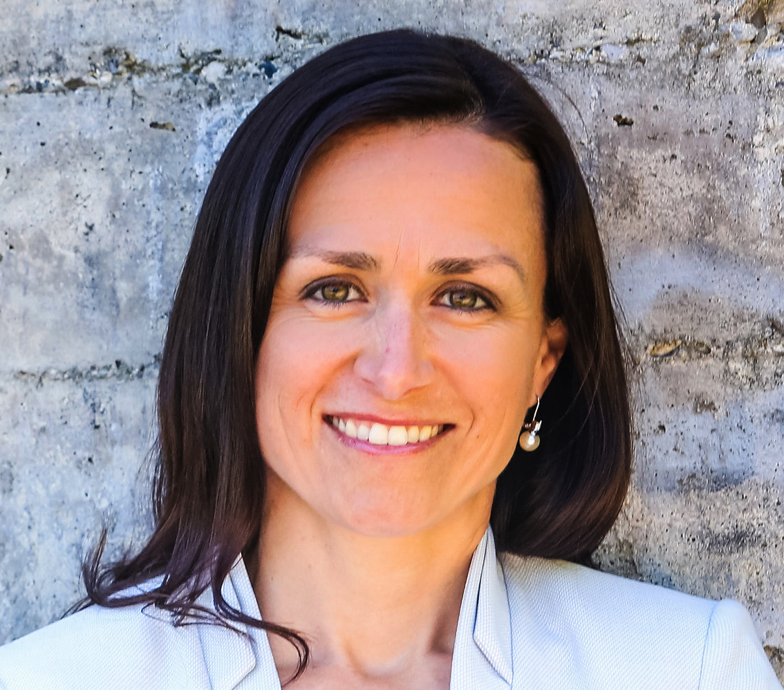 Kelly Donovan - Alle Hörbücher bei Audible.de