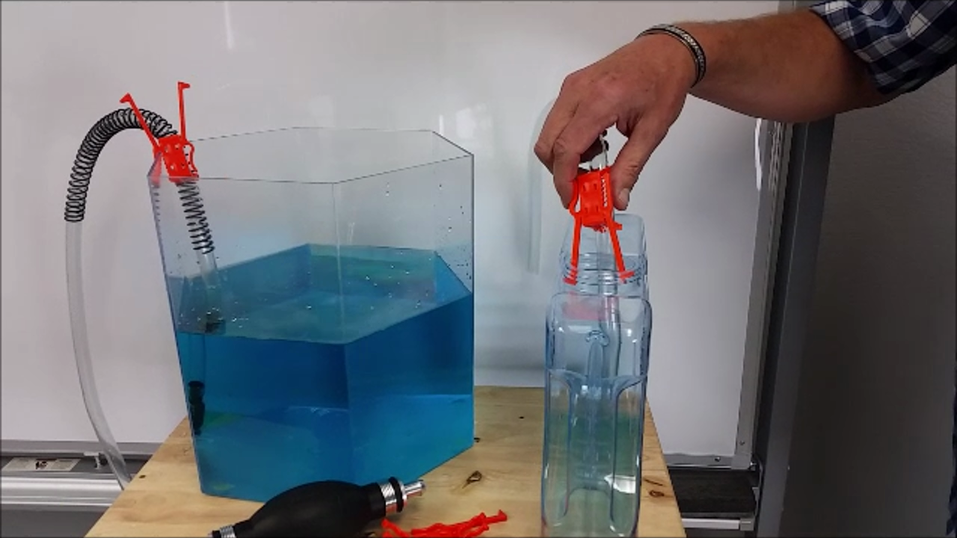 Watch Siphon Pro® XL Demonstration and Use on Amazon Live