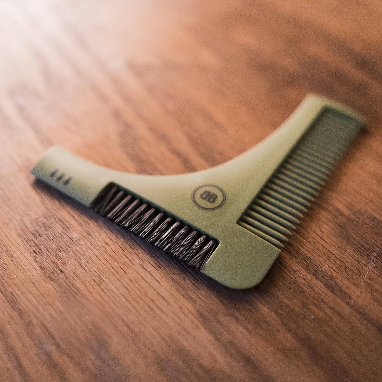 The Best Beard Shaping Stencil Tool from Buffalo Beards Includes Brush ...