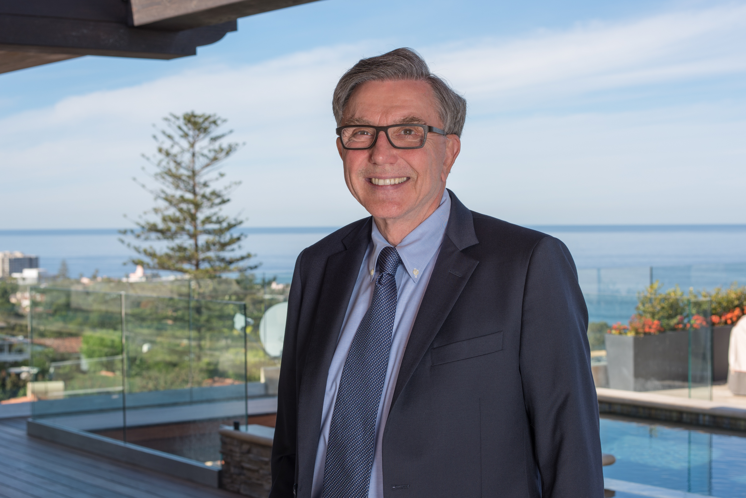 Martin Chitwood – Audio Books, Best Sellers, Author Bio | Audible.com