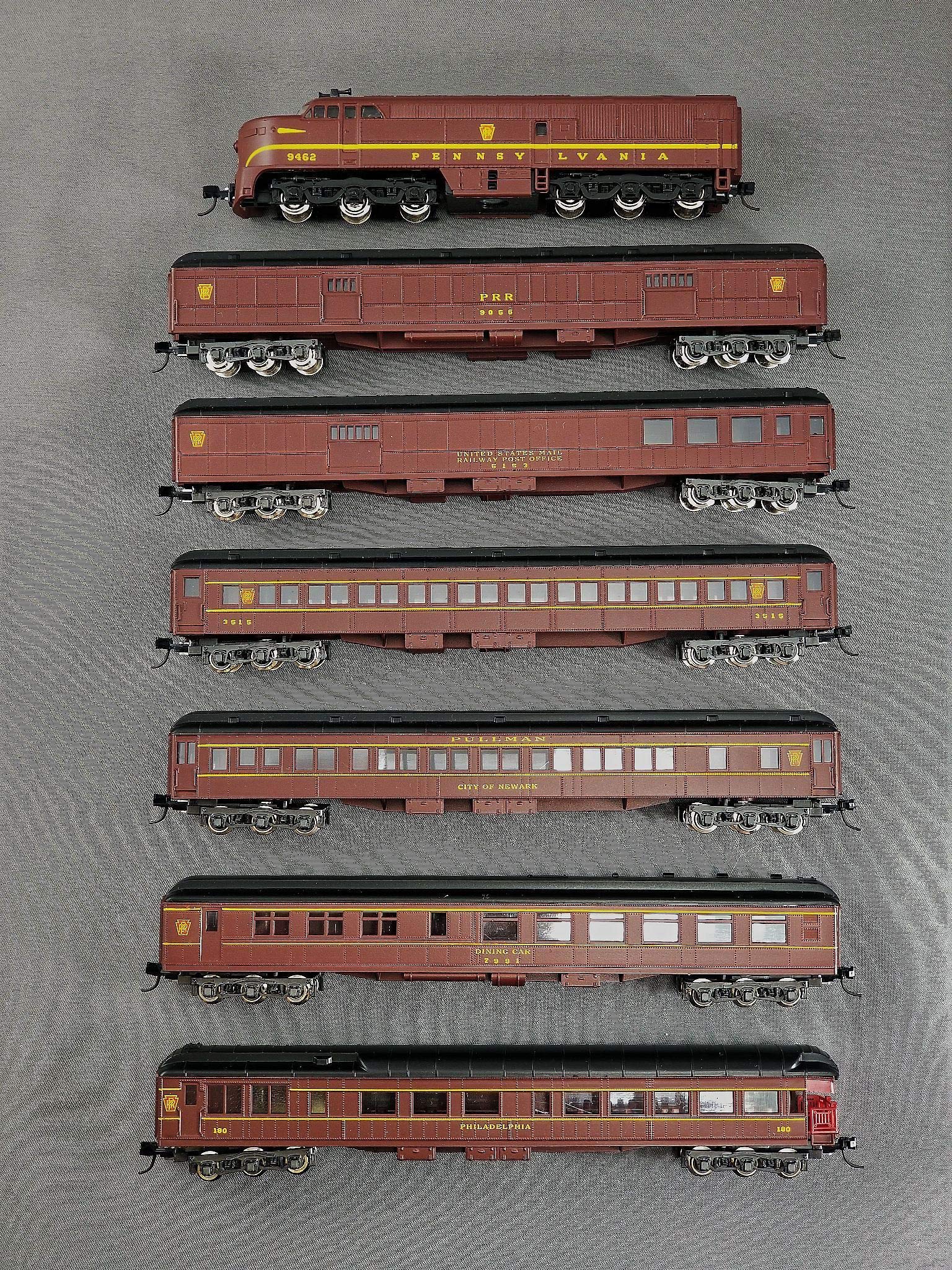 Buy N Scale Collector's Display Set, Pennsy 1940's Keystone Logo. One ...