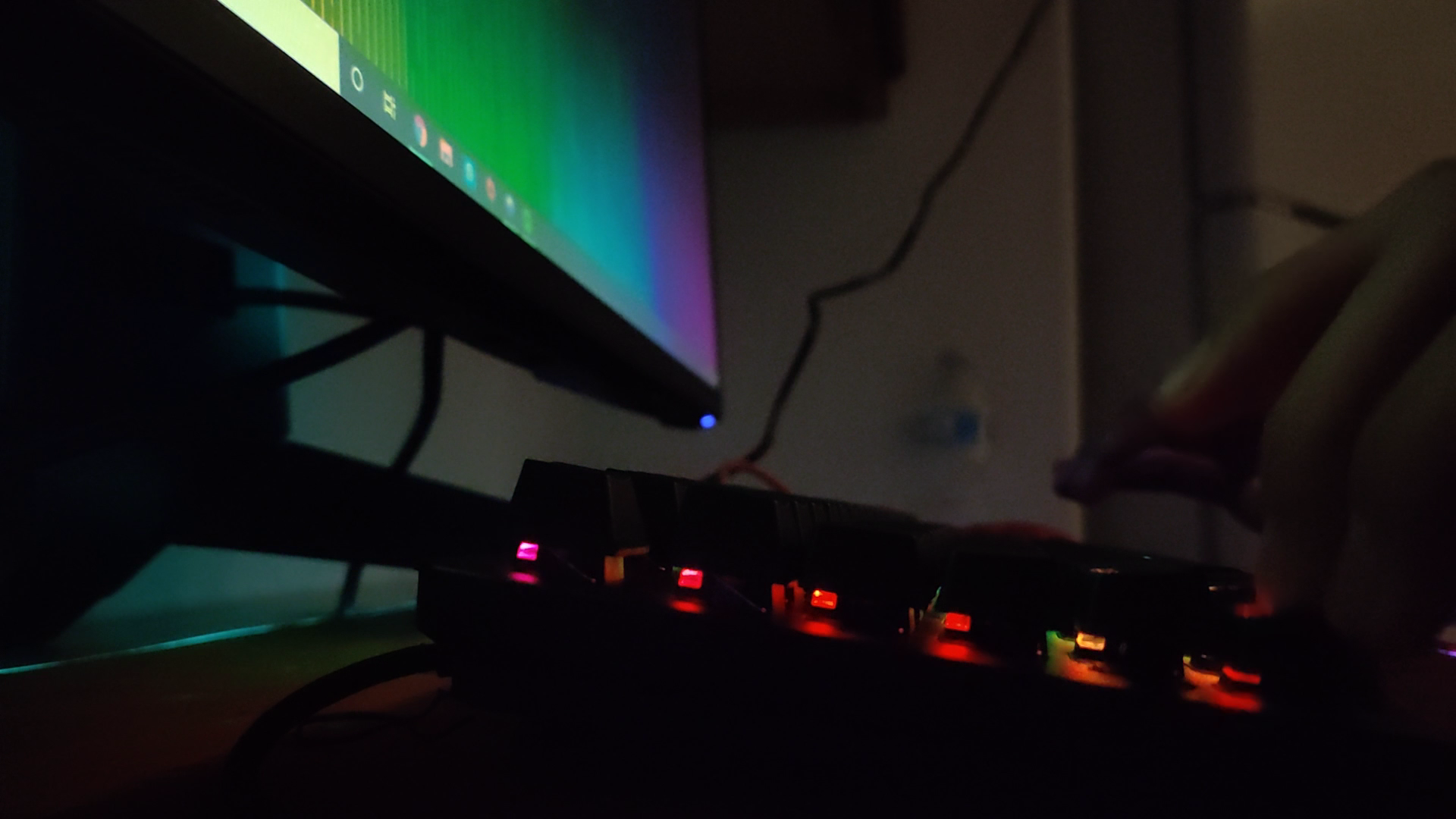 Watch The Fastest Keyboard In The World on Amazon Live