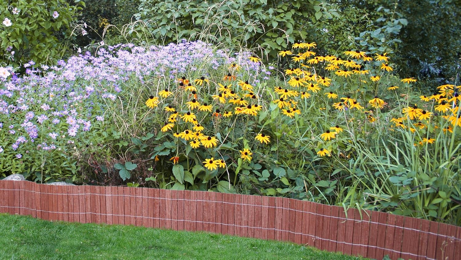 COMPOSITE WOOD border edging/lawn edging 2,50 m x 20 cm. Wood colour. B ...