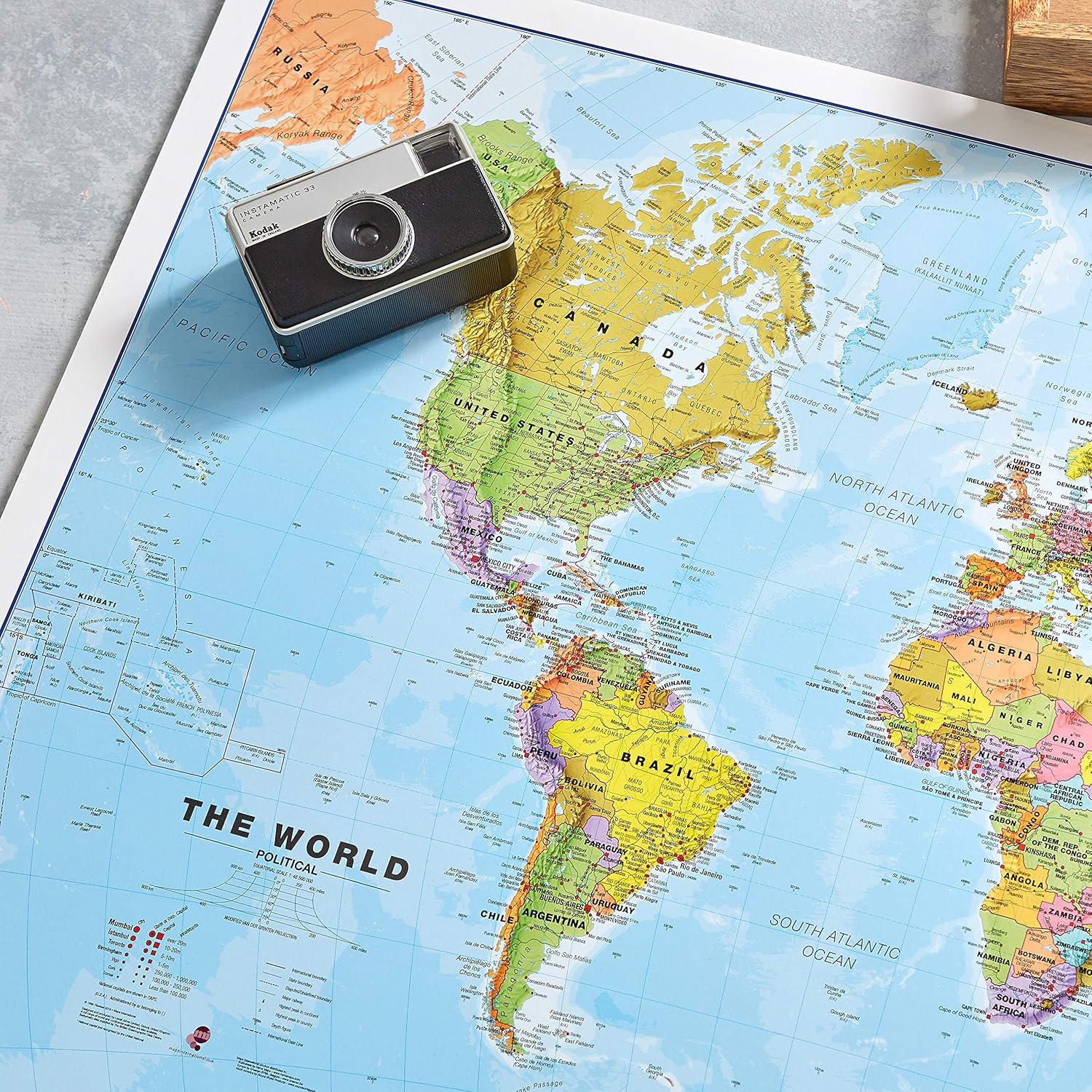 Maps International – World Map with Flags – Laminated – 84.1cm (w) x 59 ...