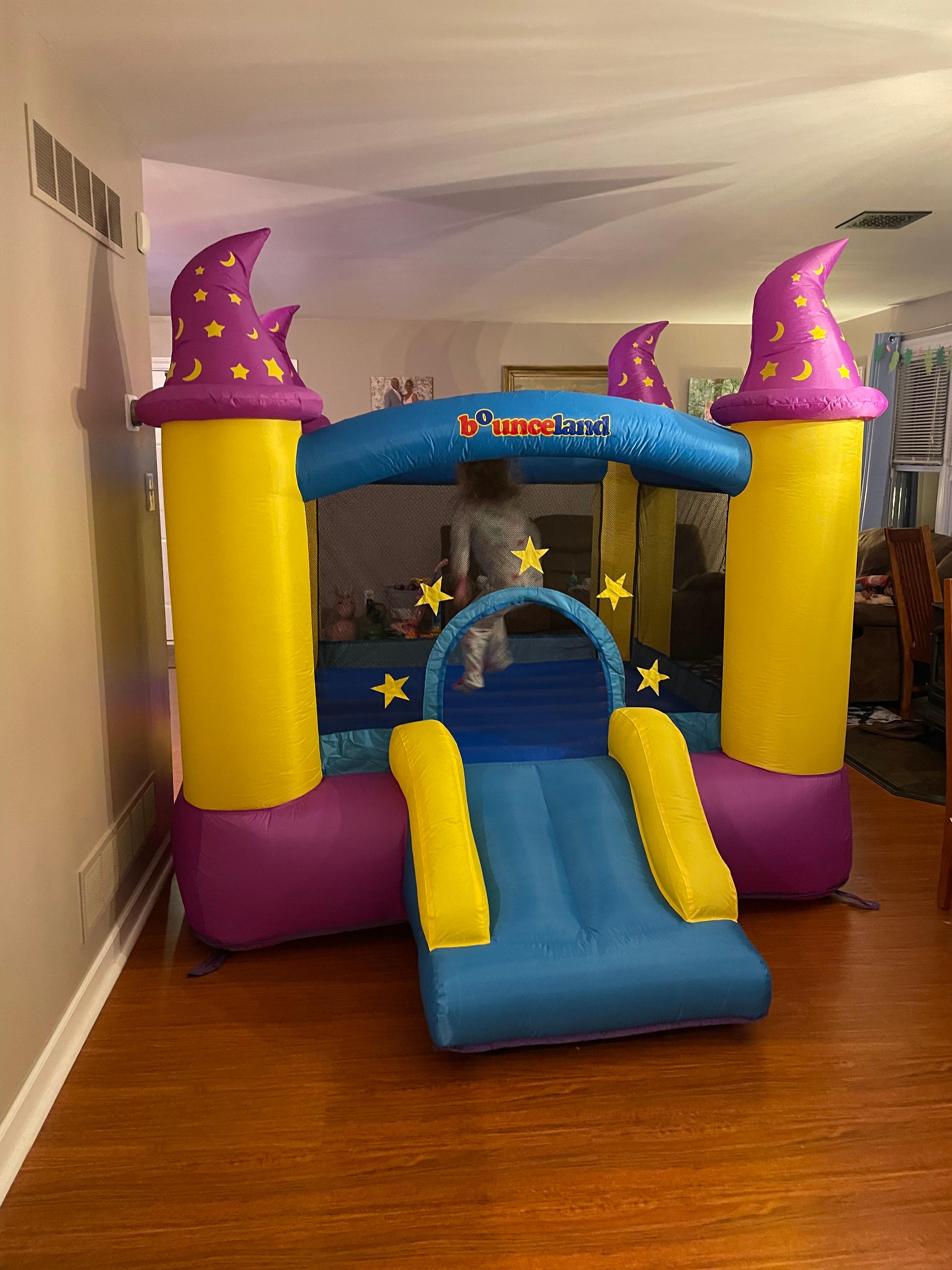 $30/mo - Finance Wizard Inflatable Bounce House Bouncer, Spacious ...