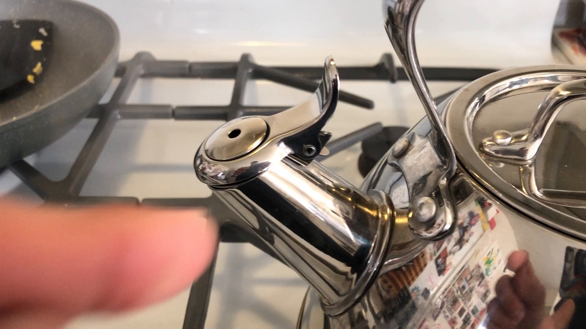 Watch Whistle top broken in less than 2 years, cheaply made on Amazon Live