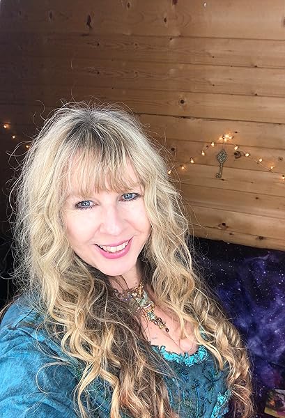 Oracle of the Fairies: A 44-Card Deck and Guidebook: Amazon.co.uk ...