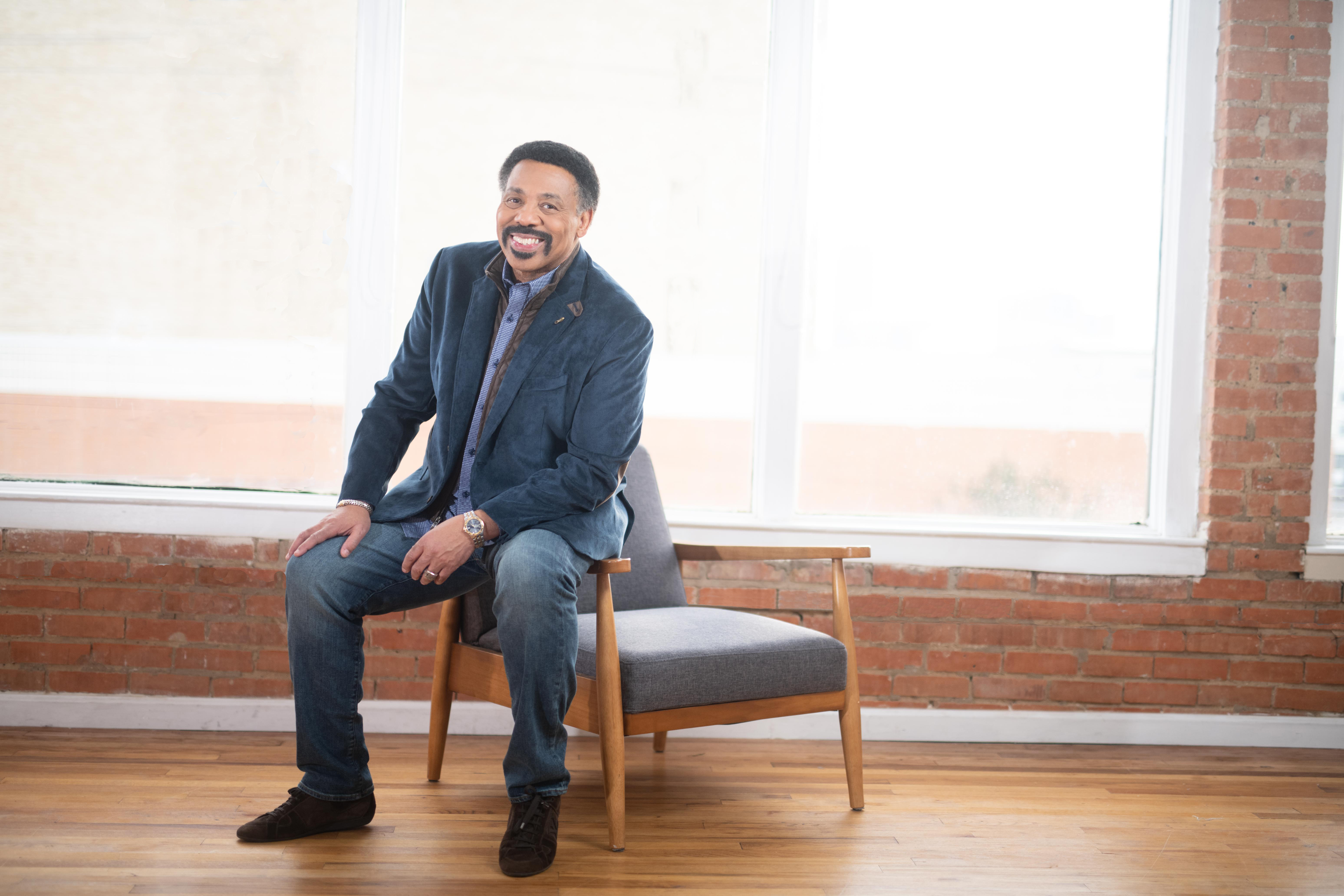 Tony Evans – Audio Books, Best Sellers, Author Bio | Audible.com