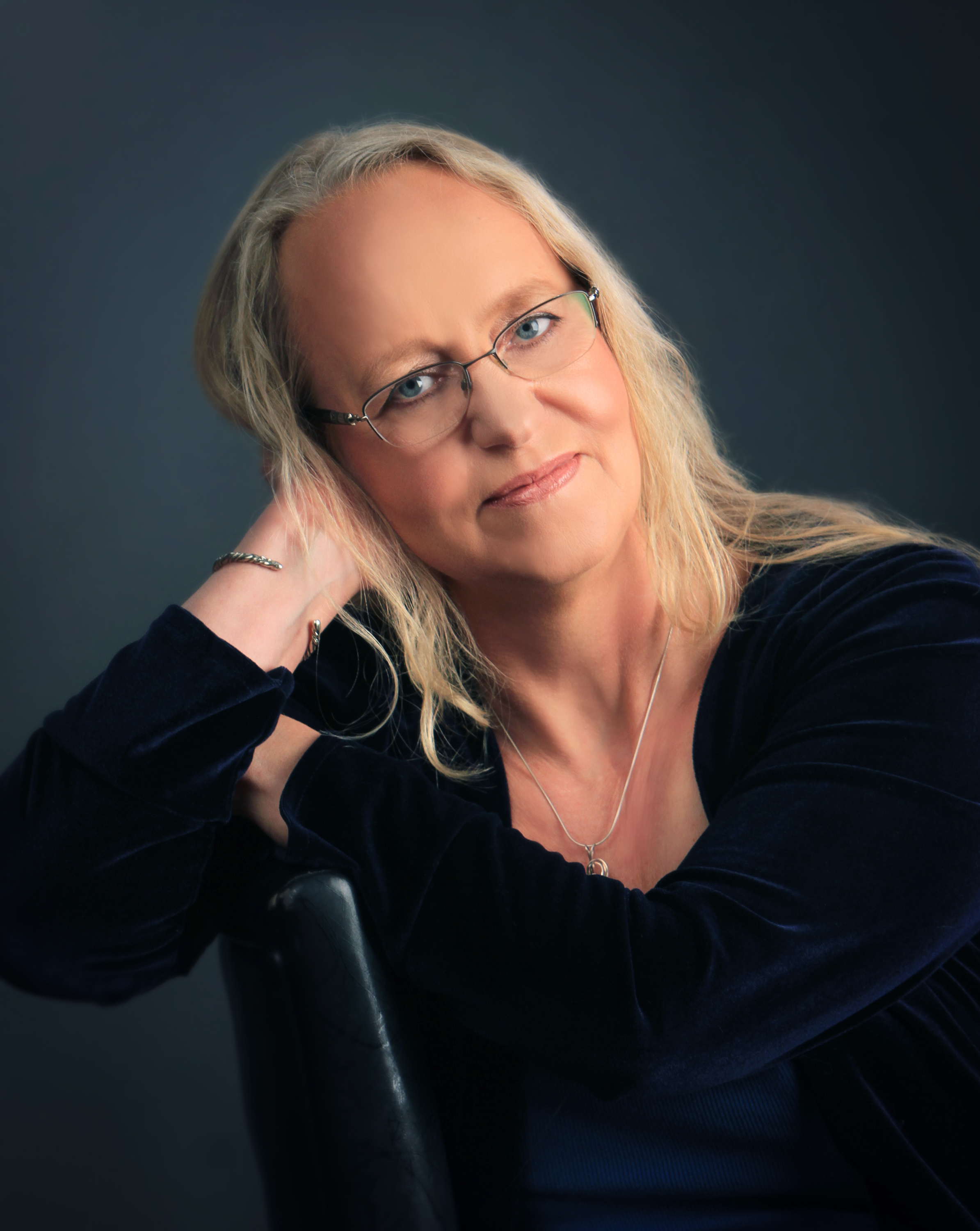 Kerry Anne King – Audio Books, Best Sellers, Author Bio | Audible.com