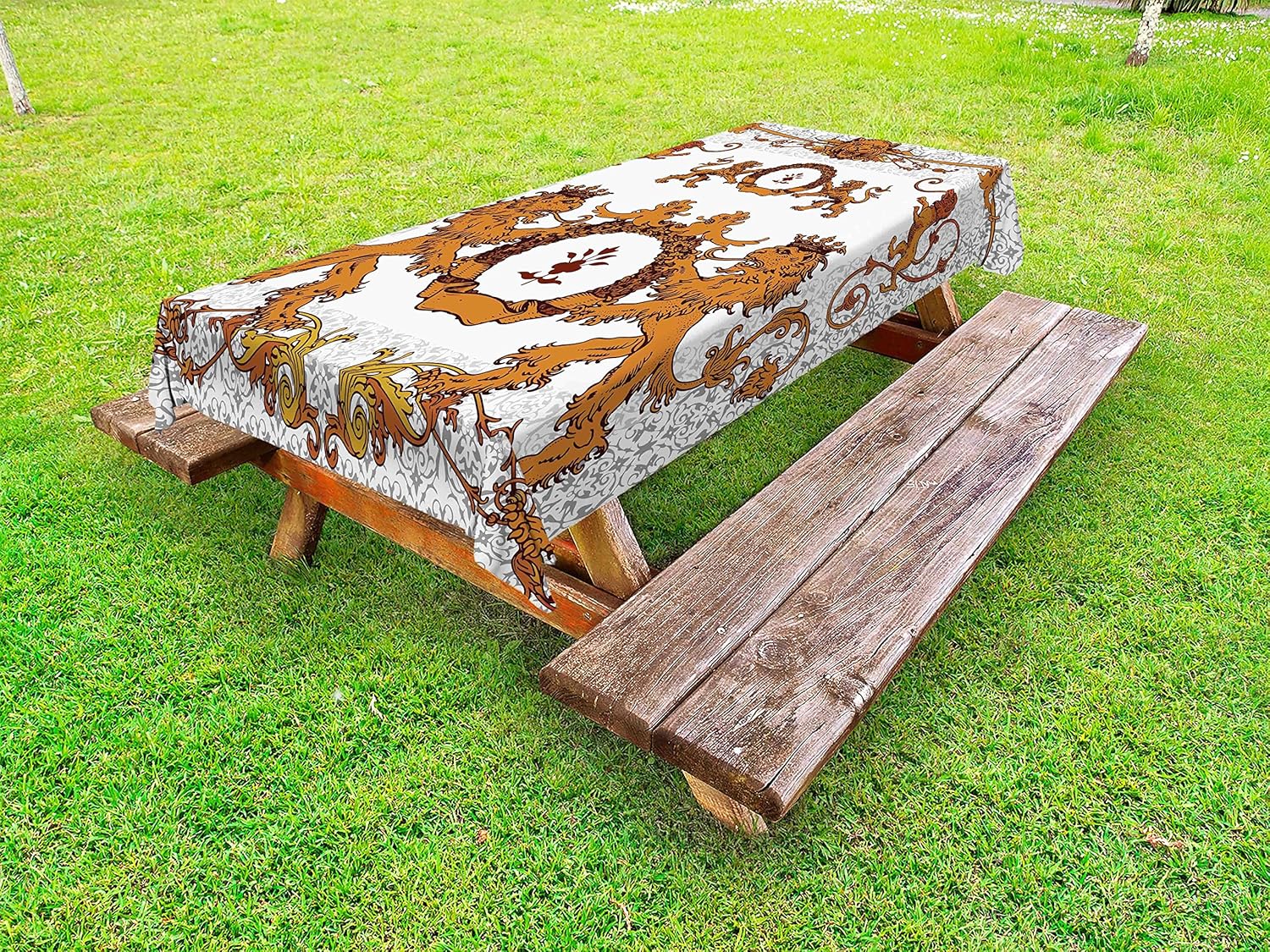 Amazon.com: Lunarable Medieval Outdoor Tablecloth, Heraldic Lions ...