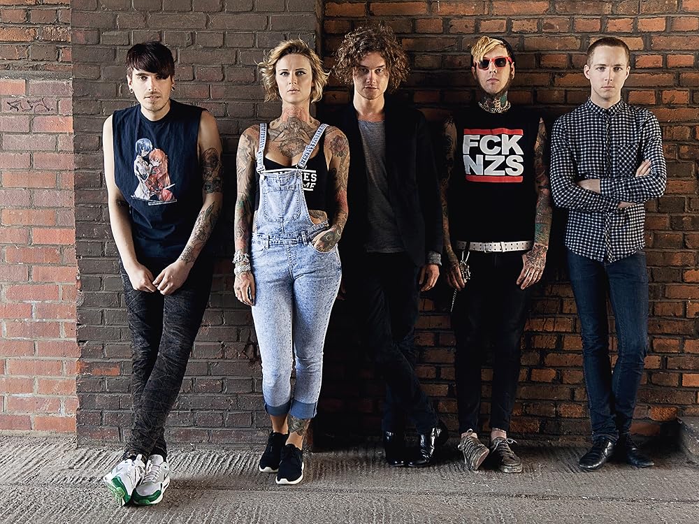 Jennifer Rostock bei Amazon Music