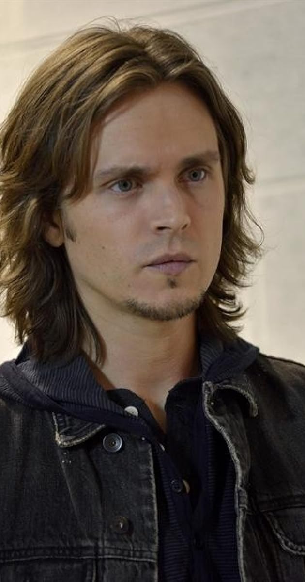 Pictures & Photos of Jonathan Jackson - IMDb