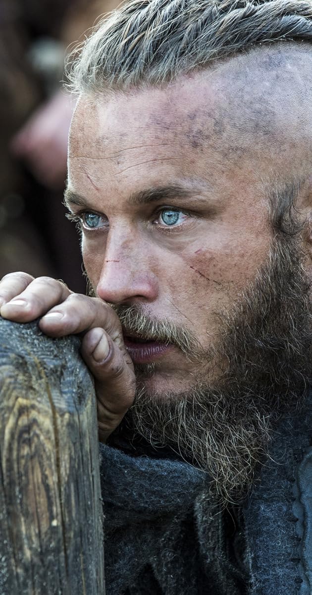 Pictures & Photos of Travis Fimmel - IMDb